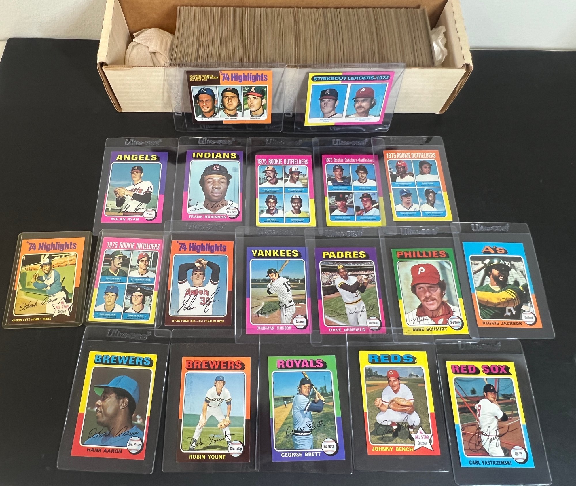 1975 TOPPS BASEBALL COMPLETE SET #47521 | Auctionninja.com