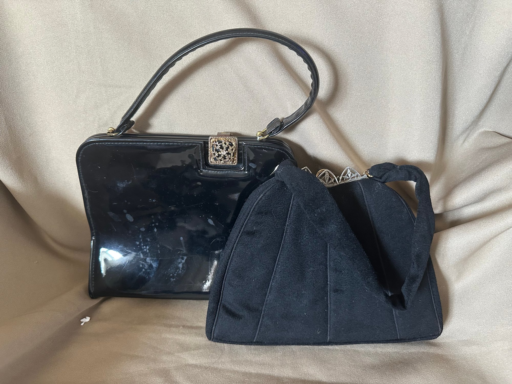 Vintage Hand Bag Lot Two Black Purses #5650 | Auctionninja.com