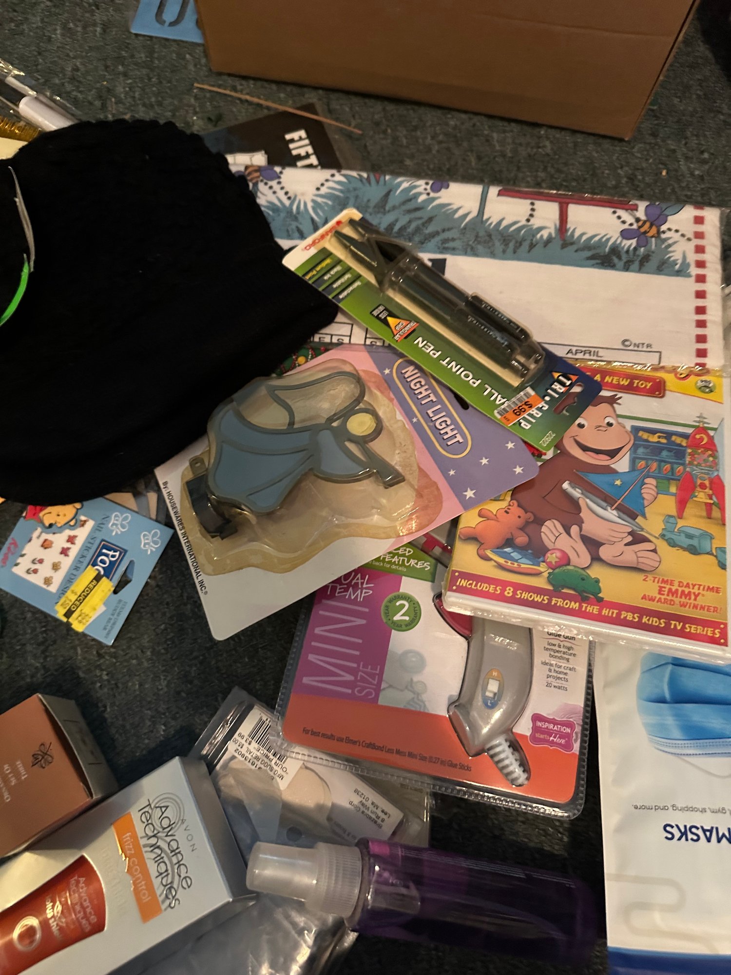 Glue Gun Craft Lot Stained Glass Angel Decor #5986 | Auctionninja.com