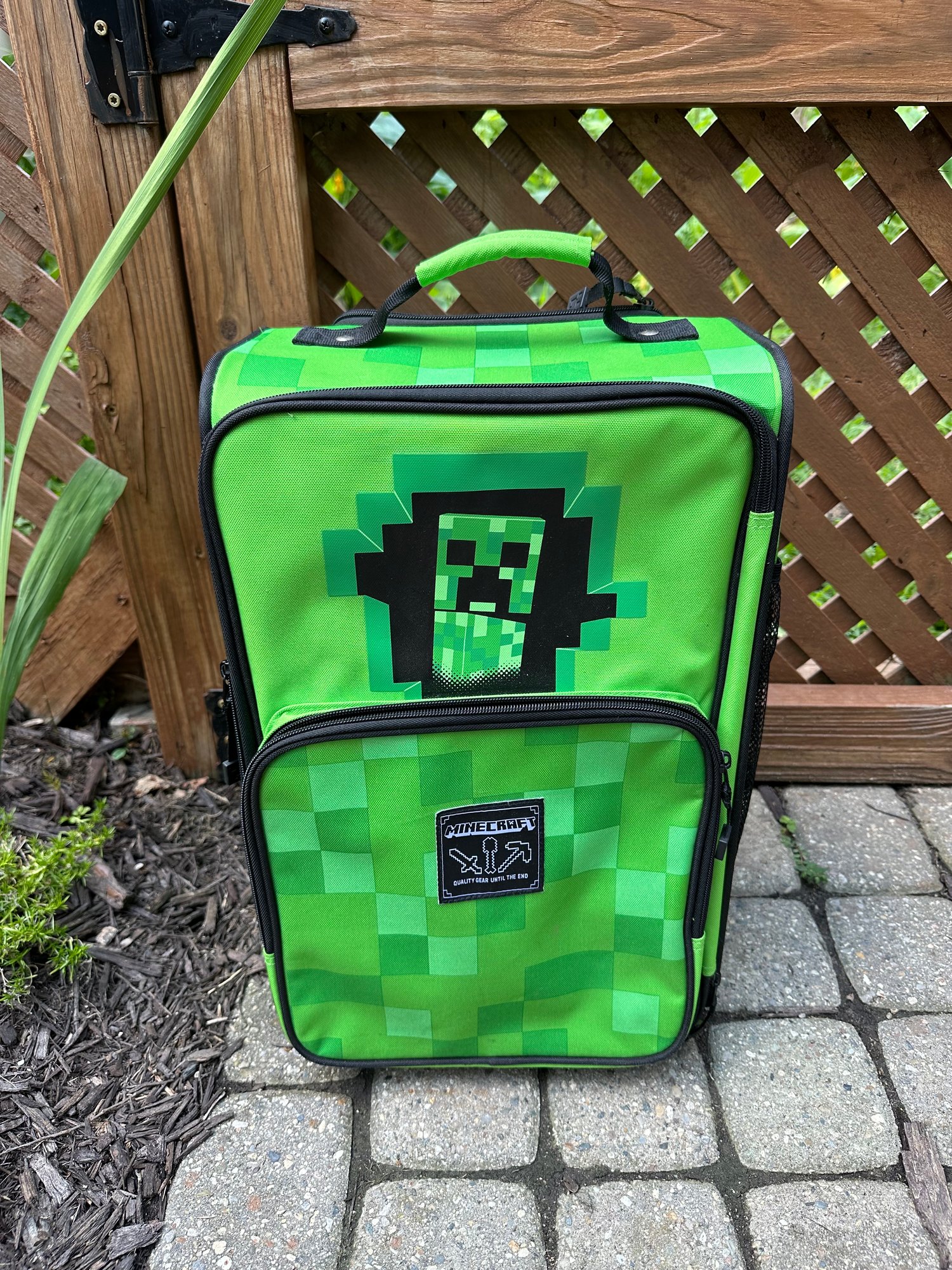 Minecraft Suitcase Travel Bag Kids Carry On #3482 | Auctionninja.com