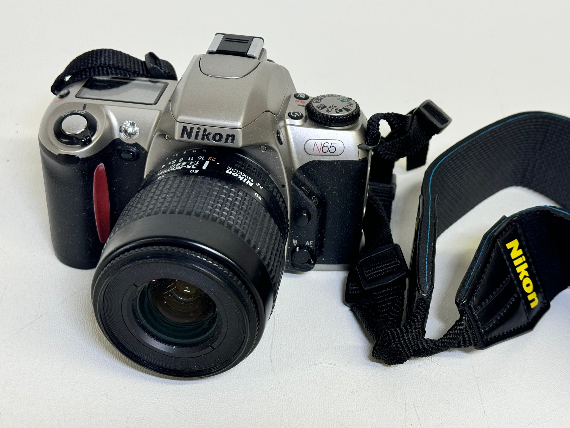 Nikon N65 Camera #15332 | Auctionninja.com