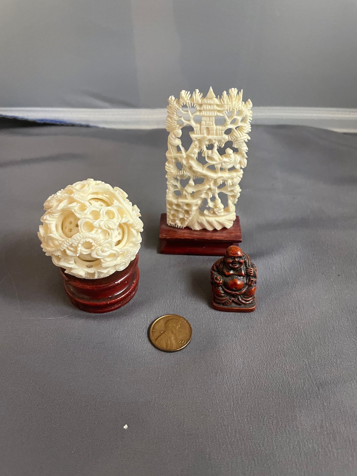 Miniature Bone Carvings #5640 | Auctionninja.com