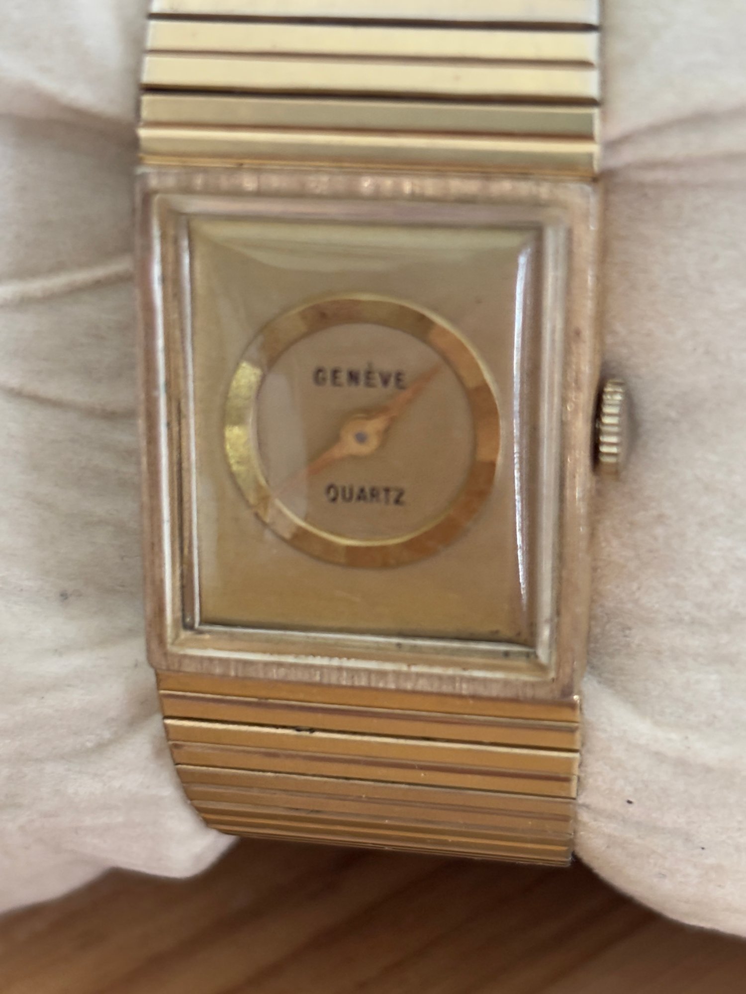 Geneve Quartz Watch - Square Face - Gold Tone - Made In Hong Kong #3114 ...