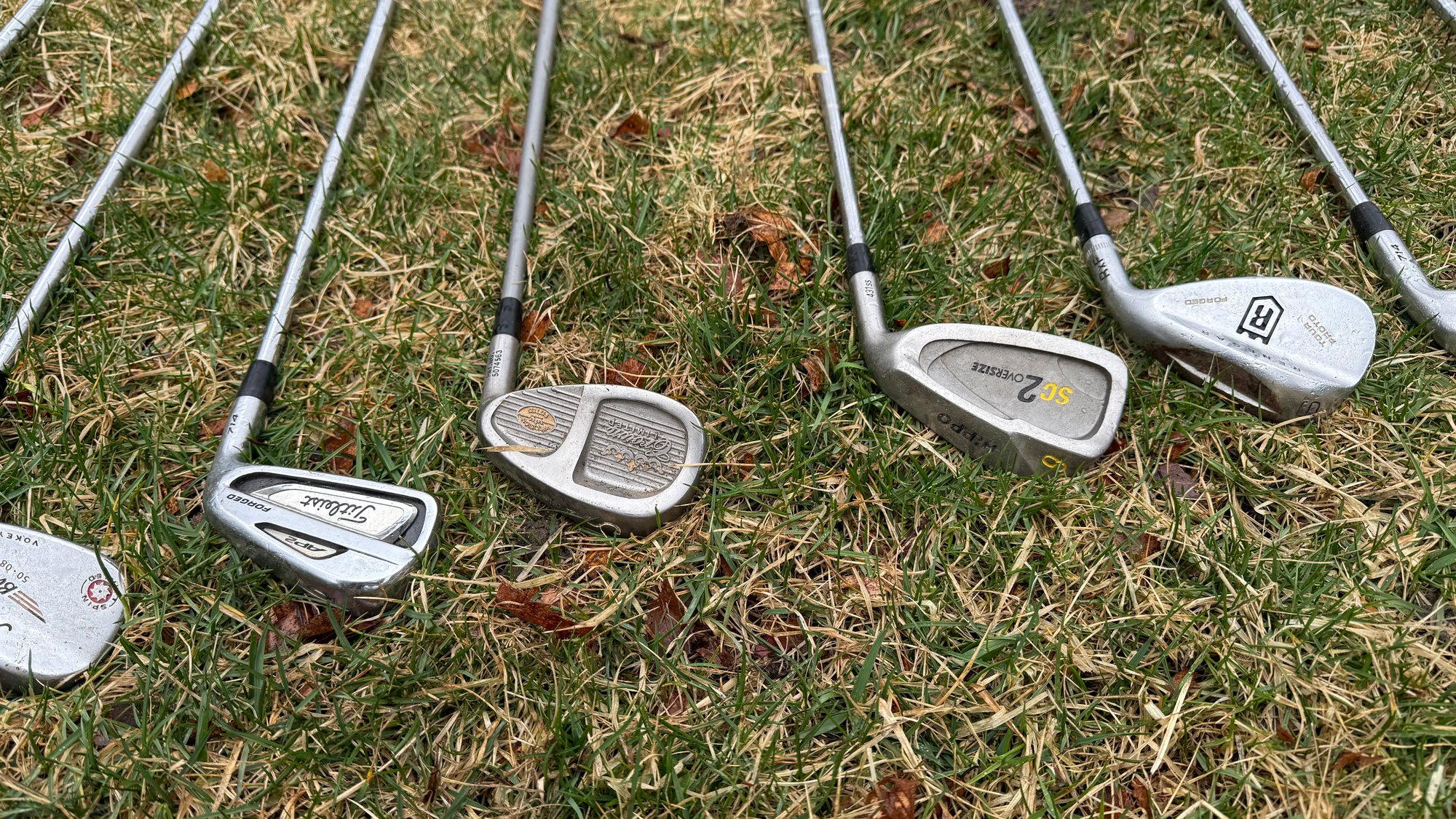 Right Handed Golf Club Set W/bag #1511 | Auctionninja.com