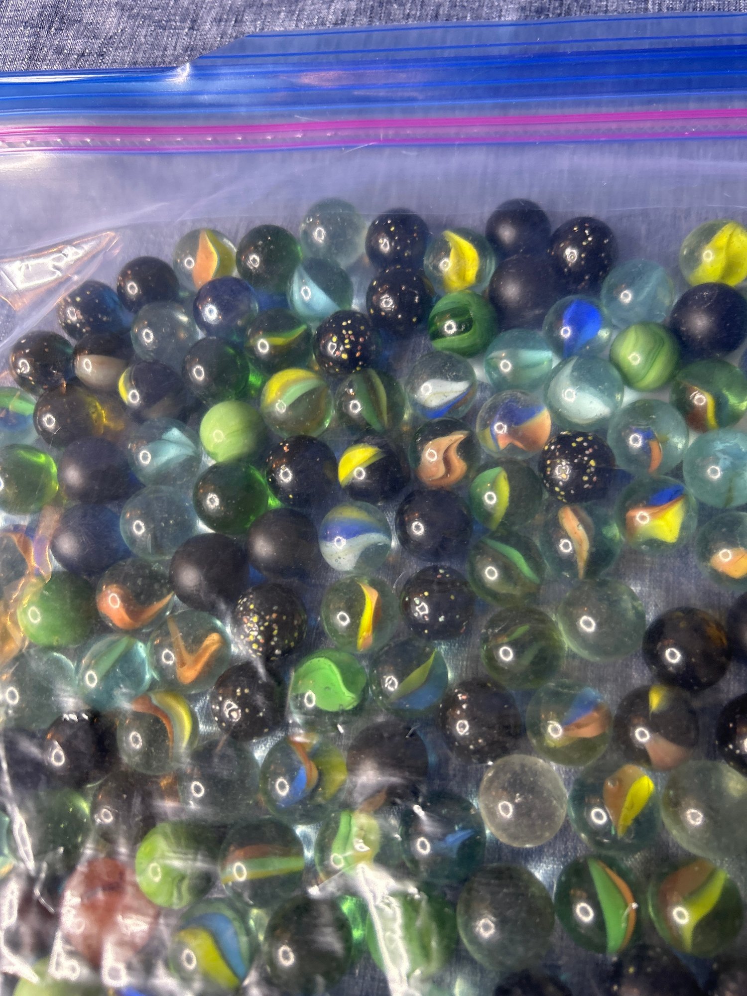 Cats Eye And Random Marbles #37183 | Auctionninja.com