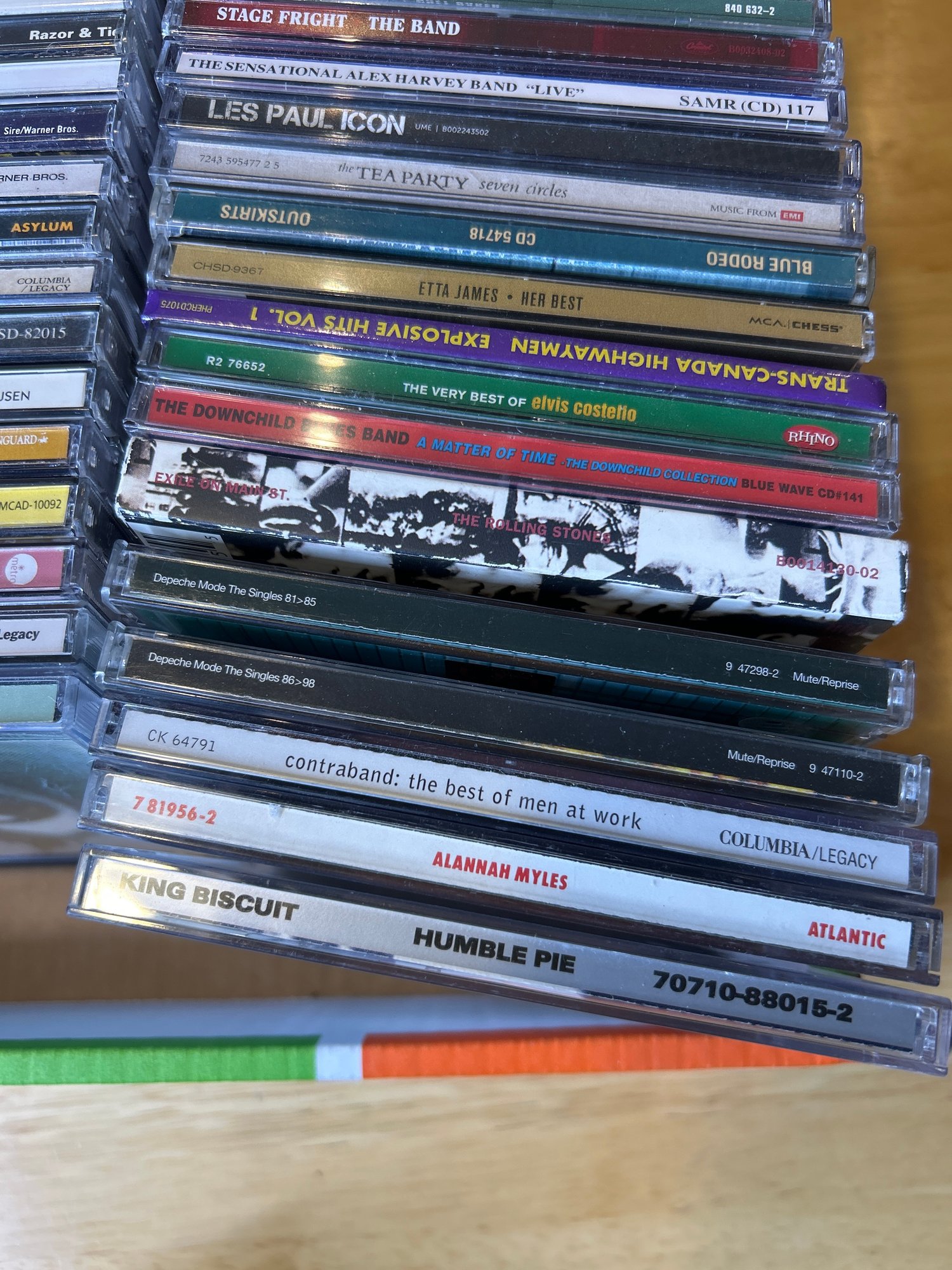 Bundle Of Cds #40694 | Auctionninja.com