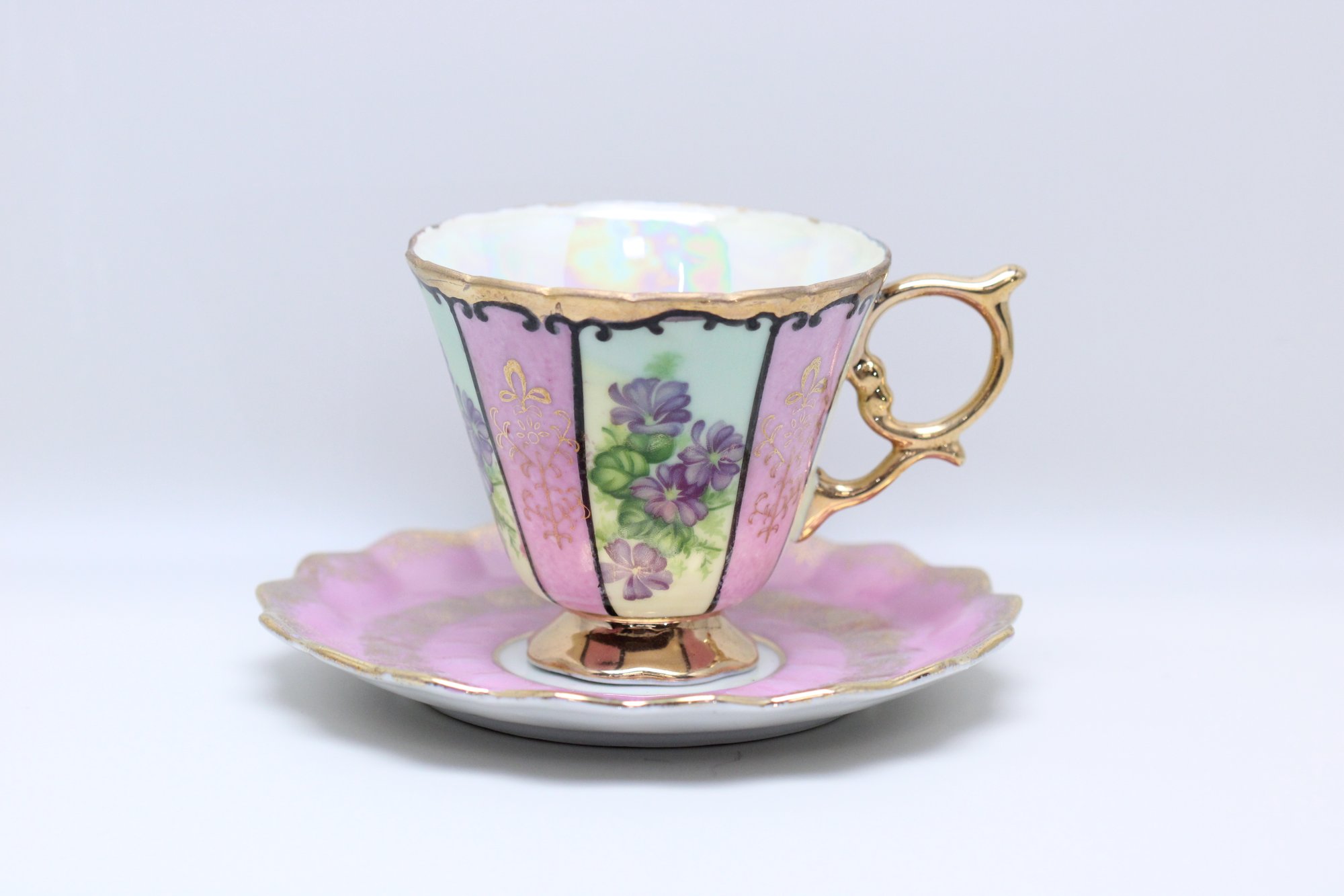 Vintage Royal Halsey Luster Wear Pink And Violet Floral Heavy Gold Trim ...