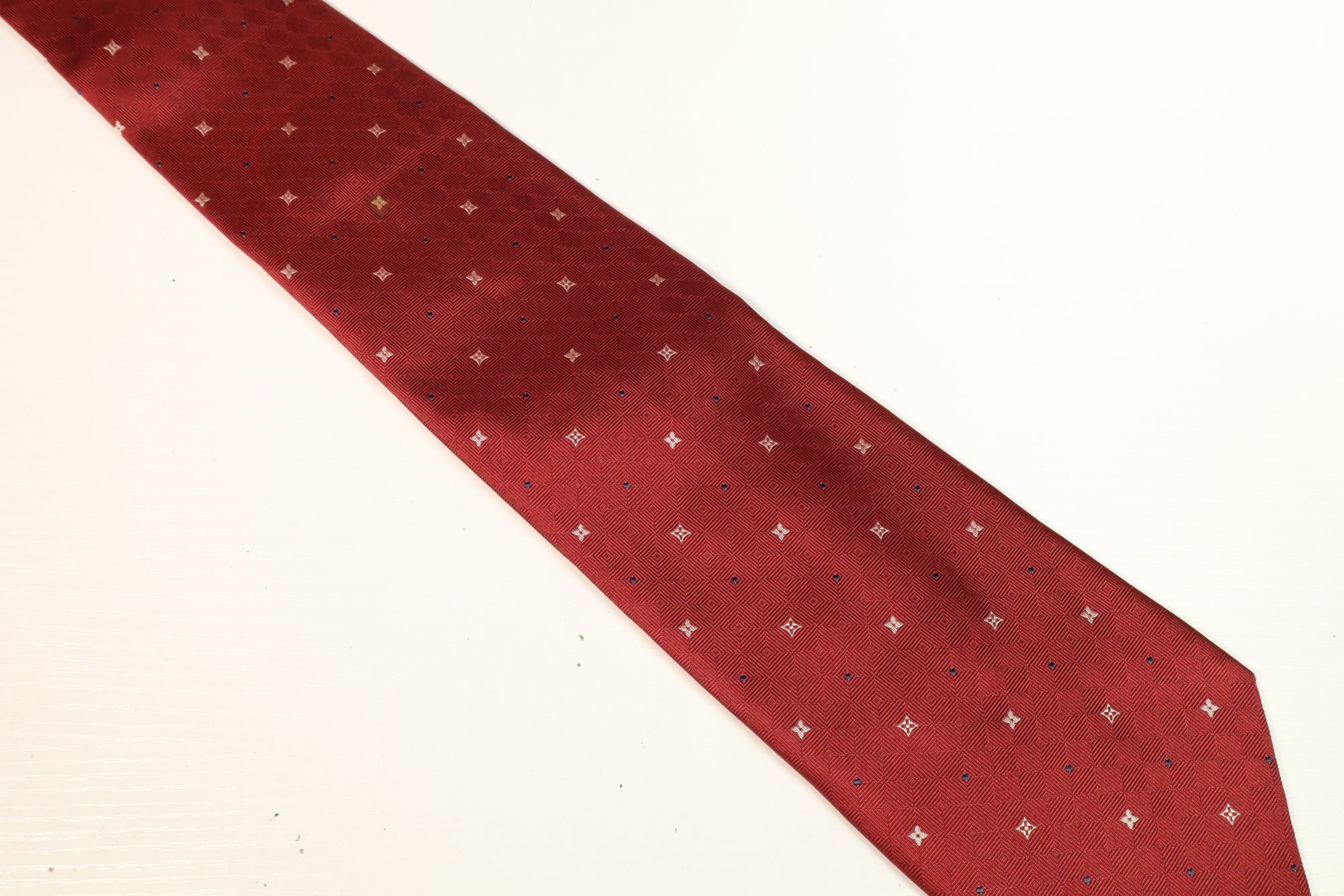 Vintage Louis Vuitton Men's Silk Red Dot Monogram Tie Made In Italy ...