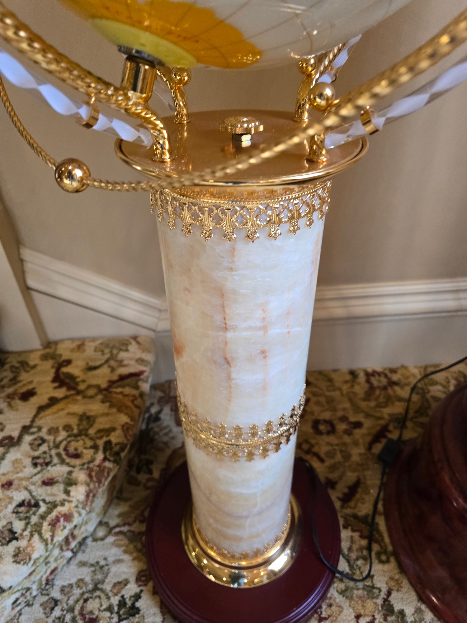 Onyx Pedestal Lighted World Globe From Stones #63319 | Auctionninja.com