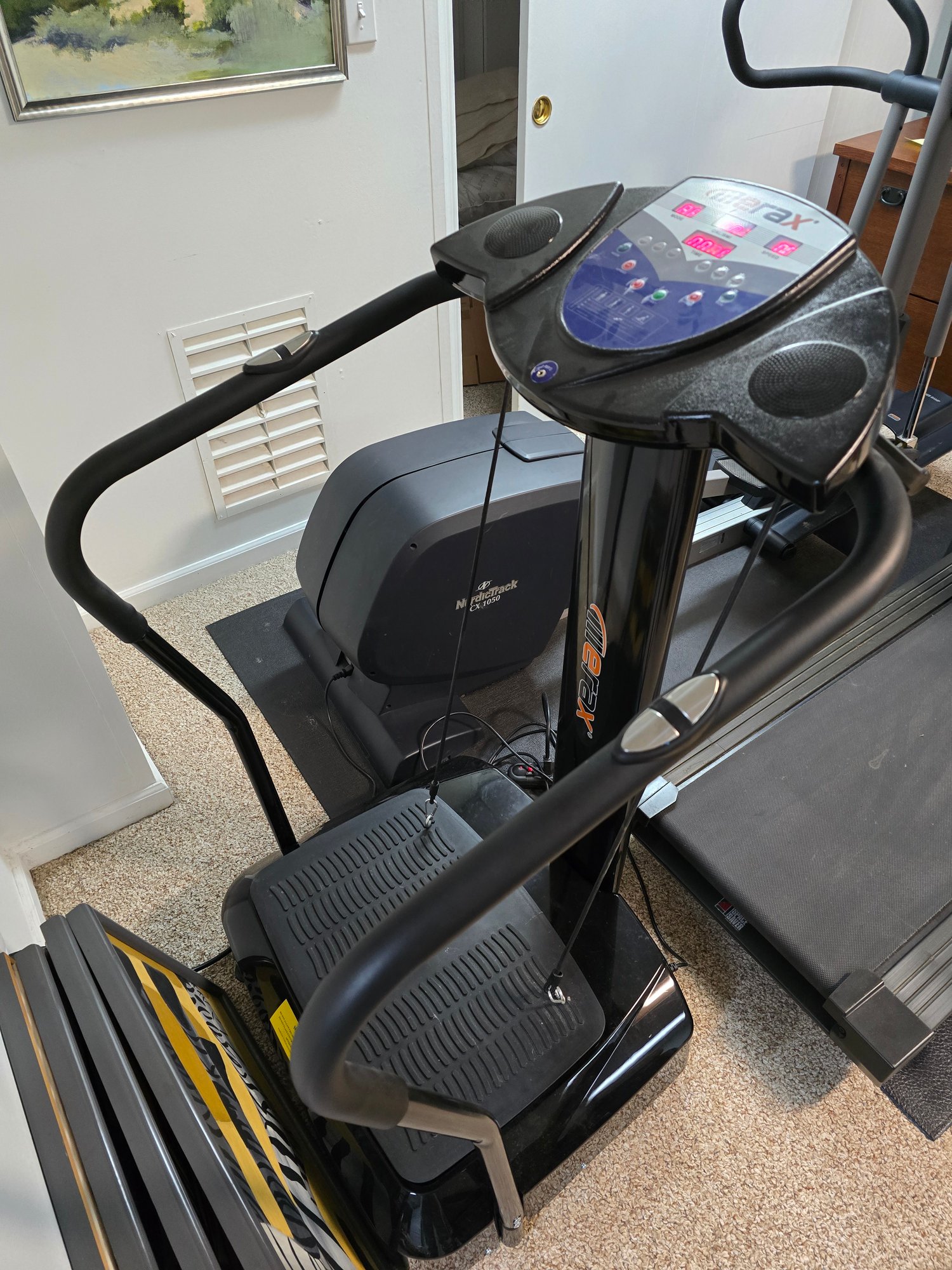 Merax Vibration Machine, #64387 | Auctionninja.com