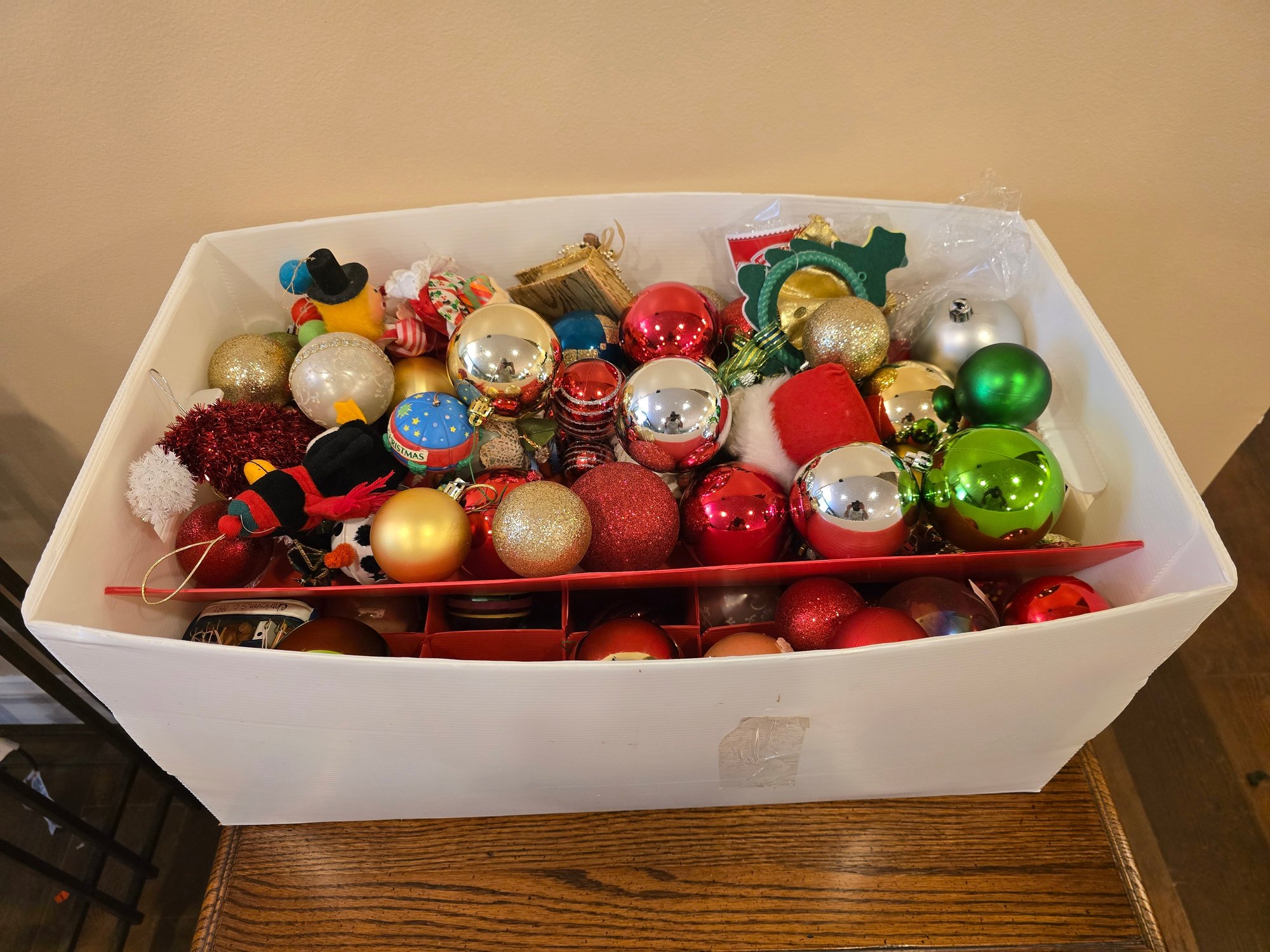 Large Assorted Christmas Tree Decoration Lot #72762 | Auctionninja.com