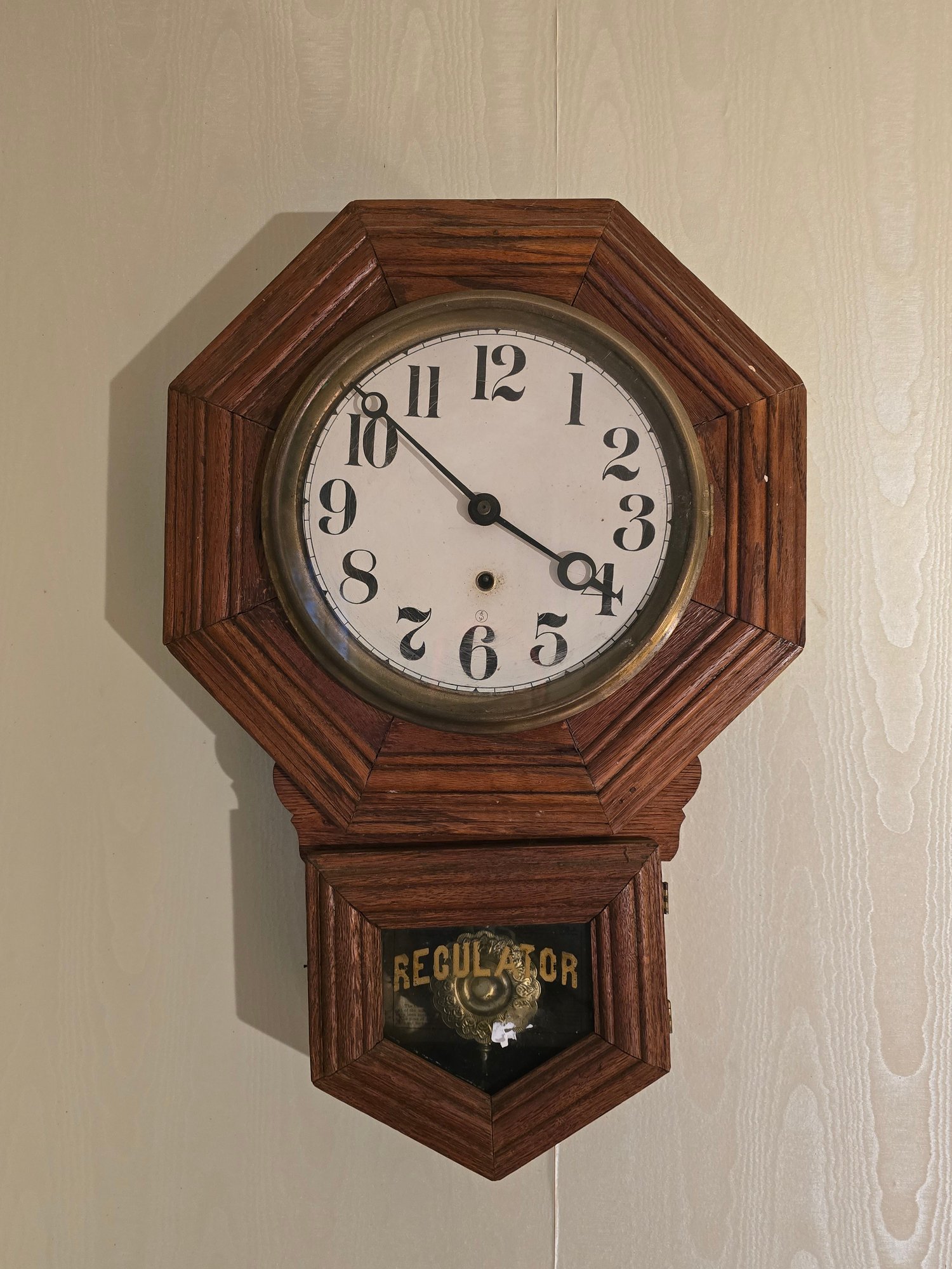 Vintage Regulator Wood Wall Clock #75438 | Auctionninja.com