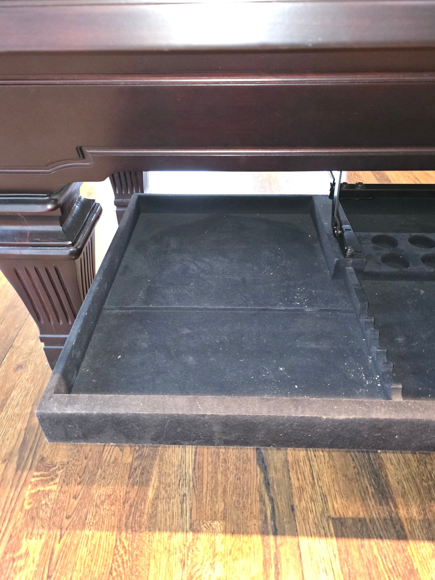 Presidential Billiards Pool Table With Secret Storage Draw Underneath ...