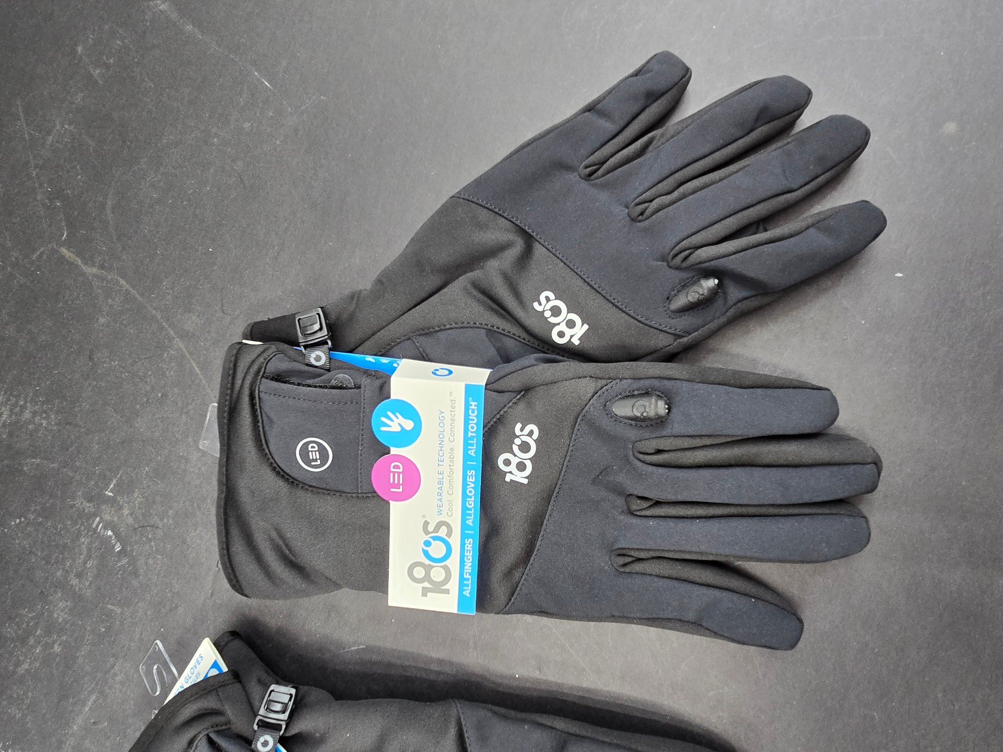 Mens 3 Pairs Of NWT 180s Size XL Torch Winder Gloves With LED Finger ...