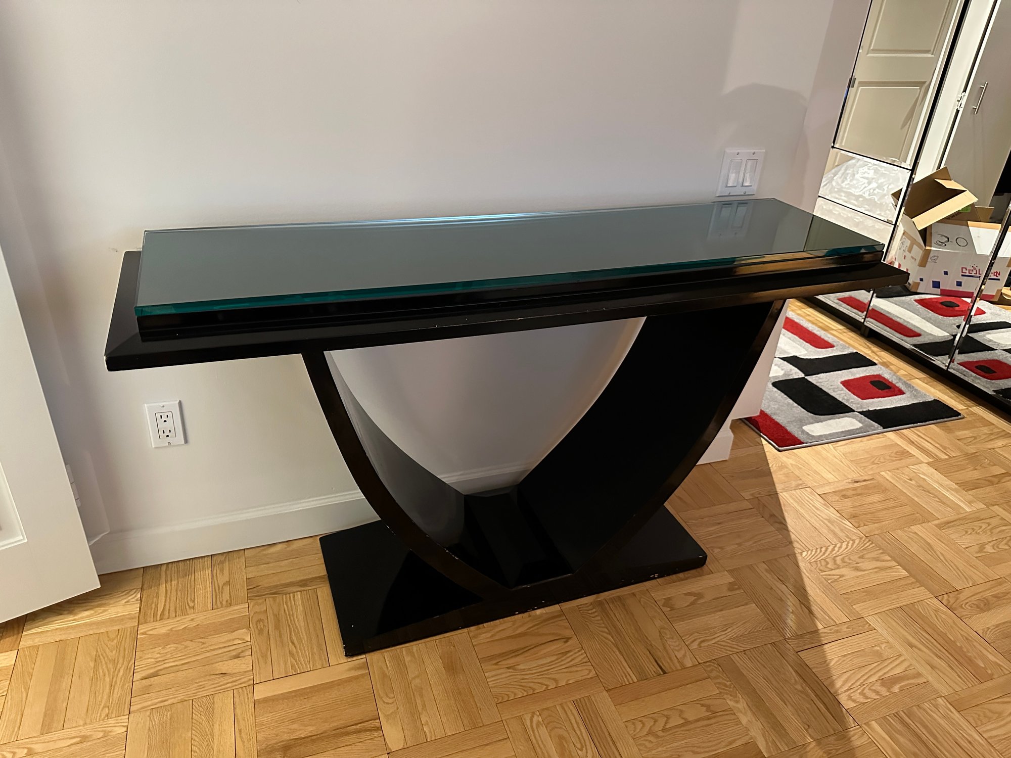 Black U-Shaped Console Table #1628 | Auctionninja.com