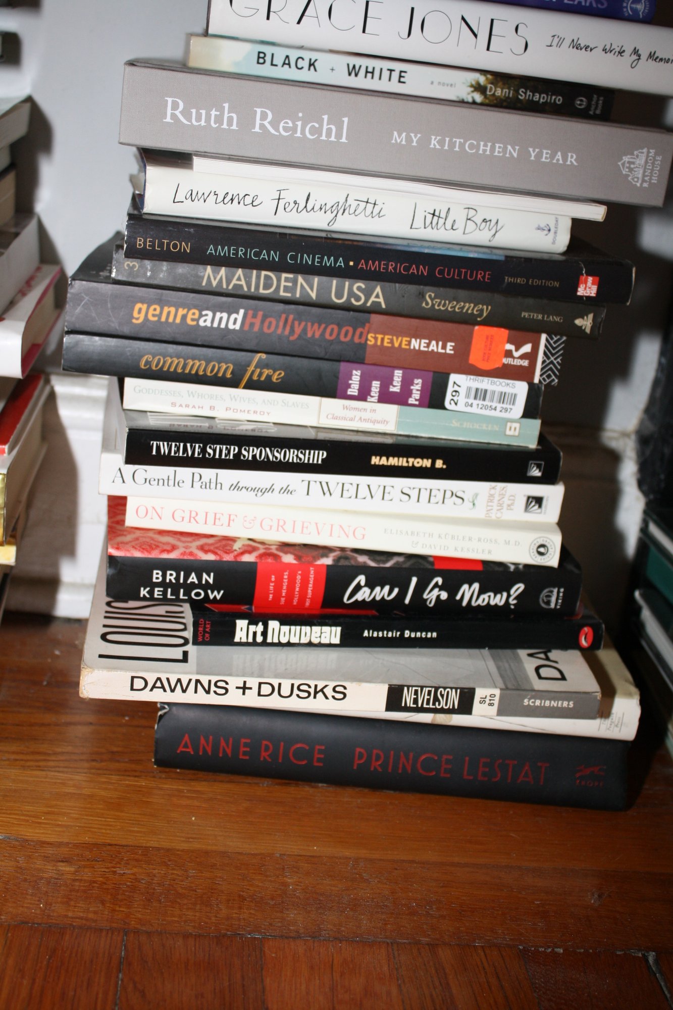 Large Lot Of Assorted Books (Various Genres) #26763 | Auctionninja.com