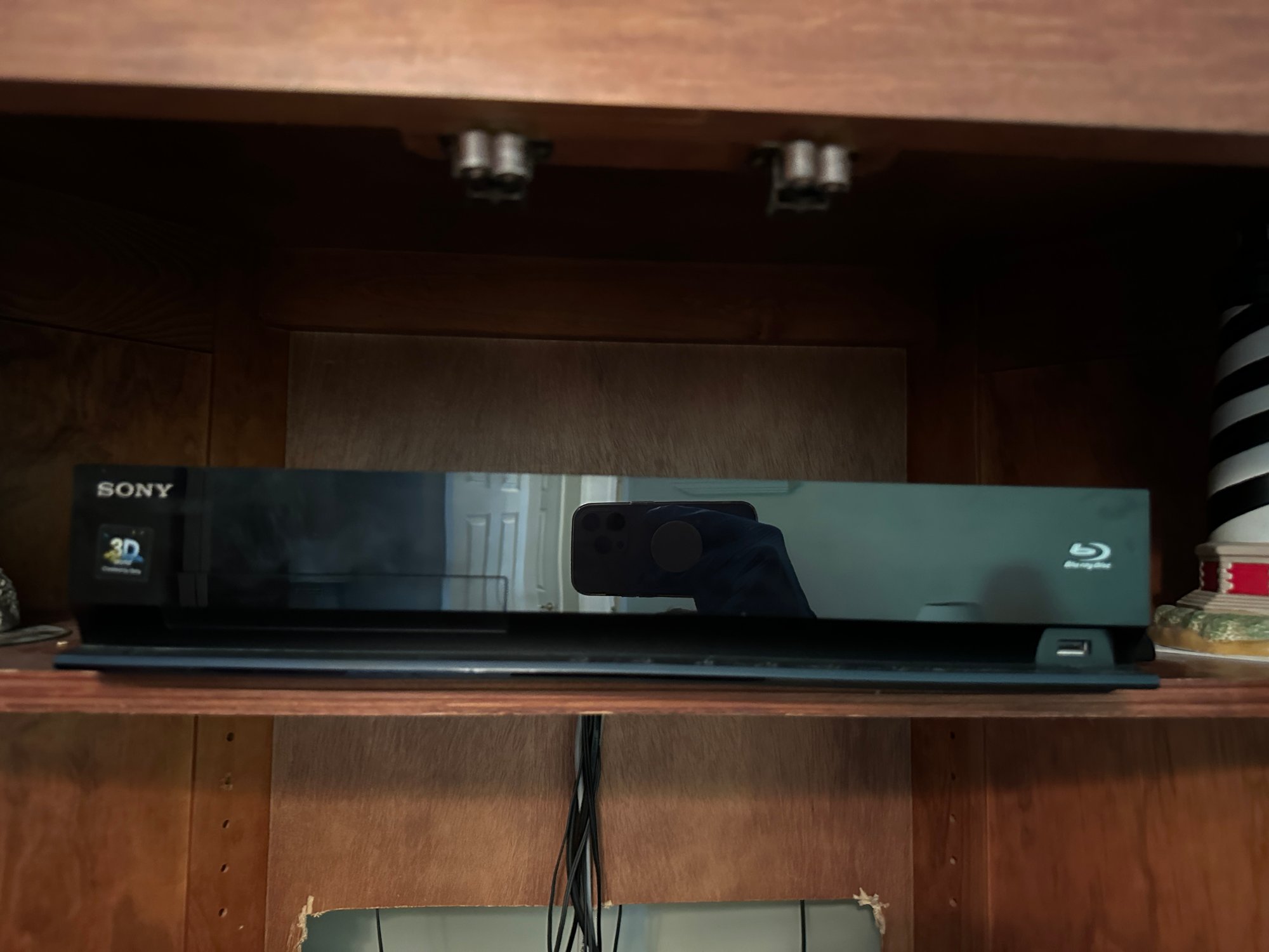 Sony Blu-ray Disc - Model No. HBD-e370 - #13375 | Auctionninja.com