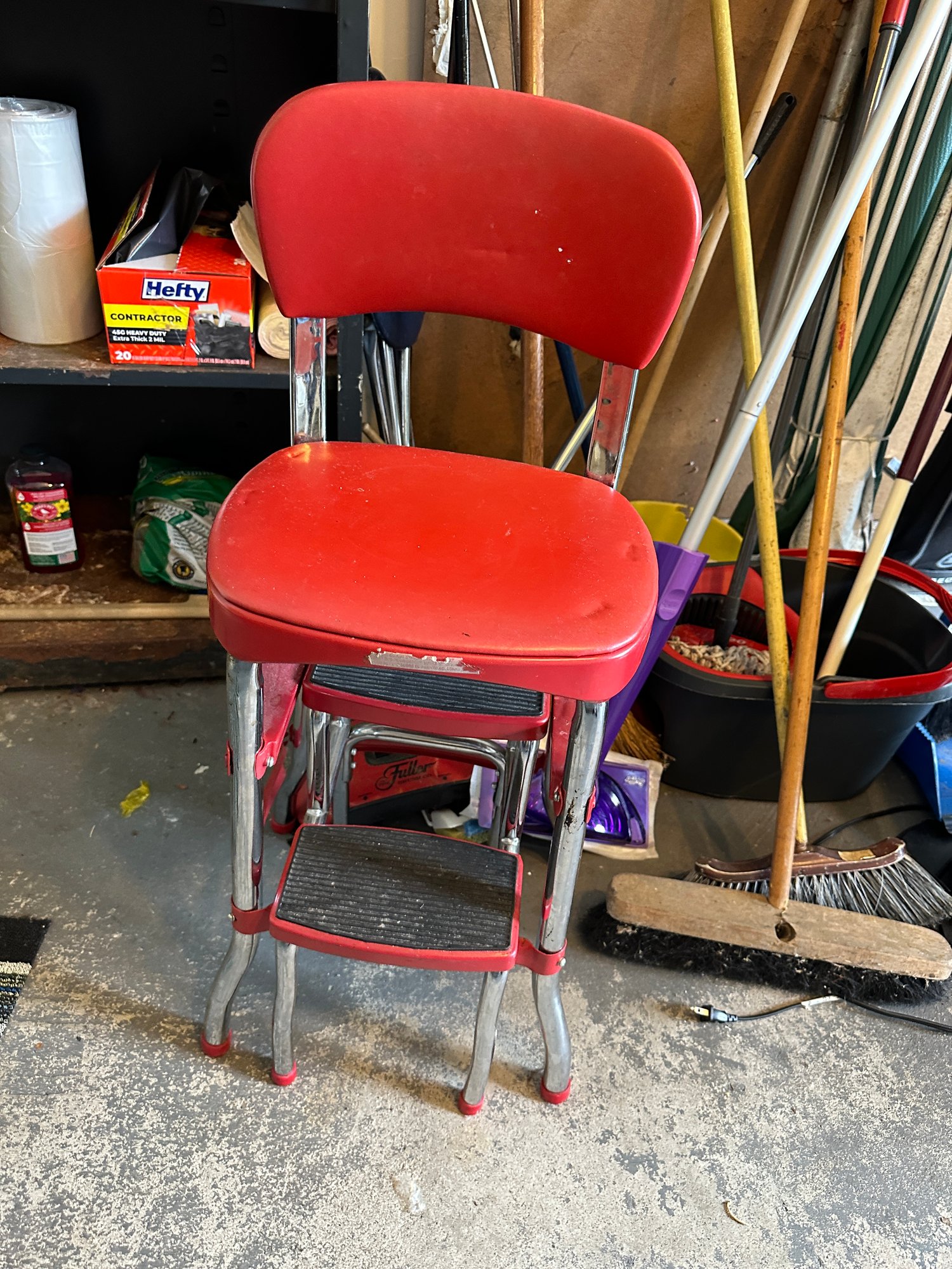 Vintage Cosco Step Stool Red #16635 | Auctionninja.com