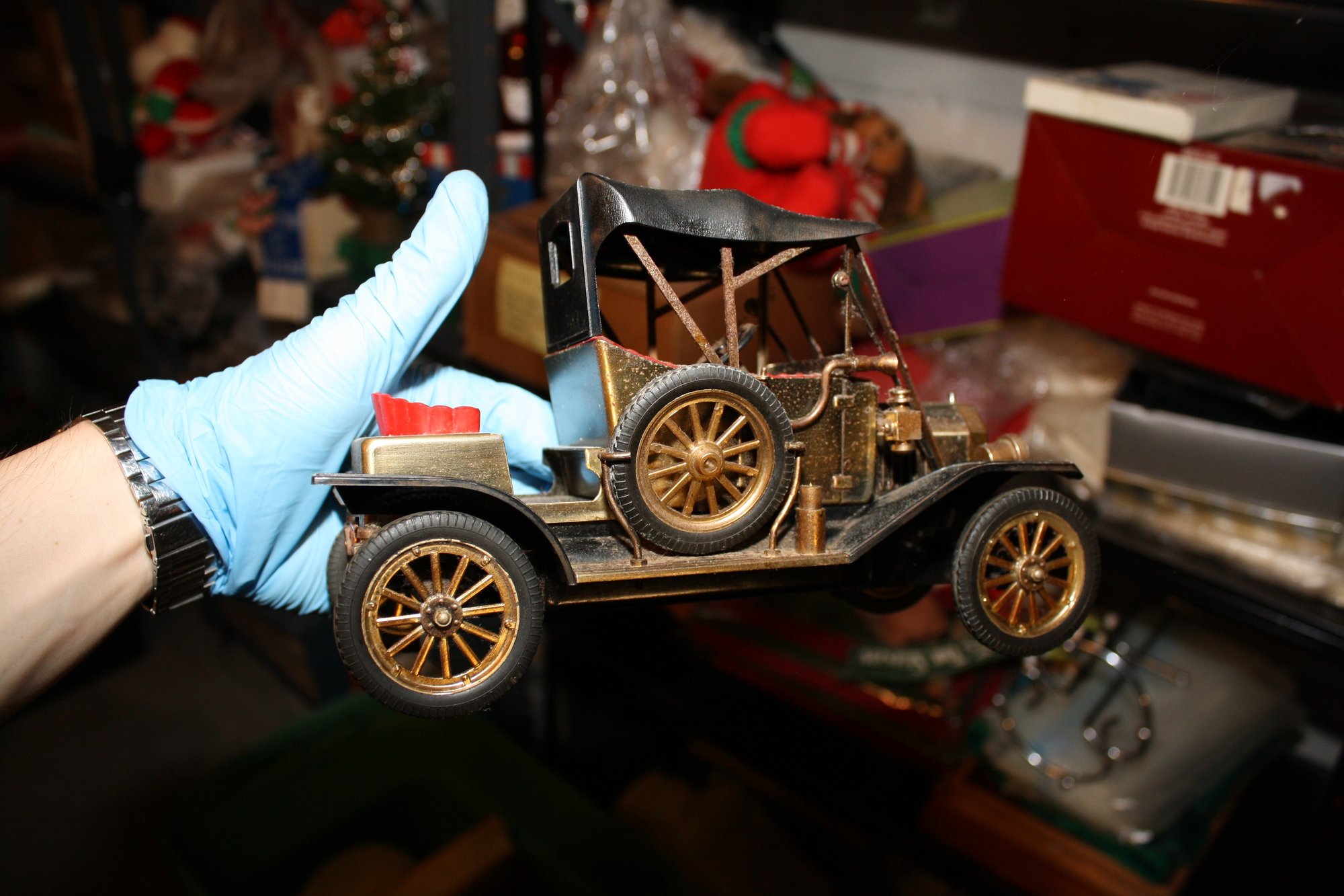 Vintage Ford Model T Toy Car #31287 | Auctionninja.com