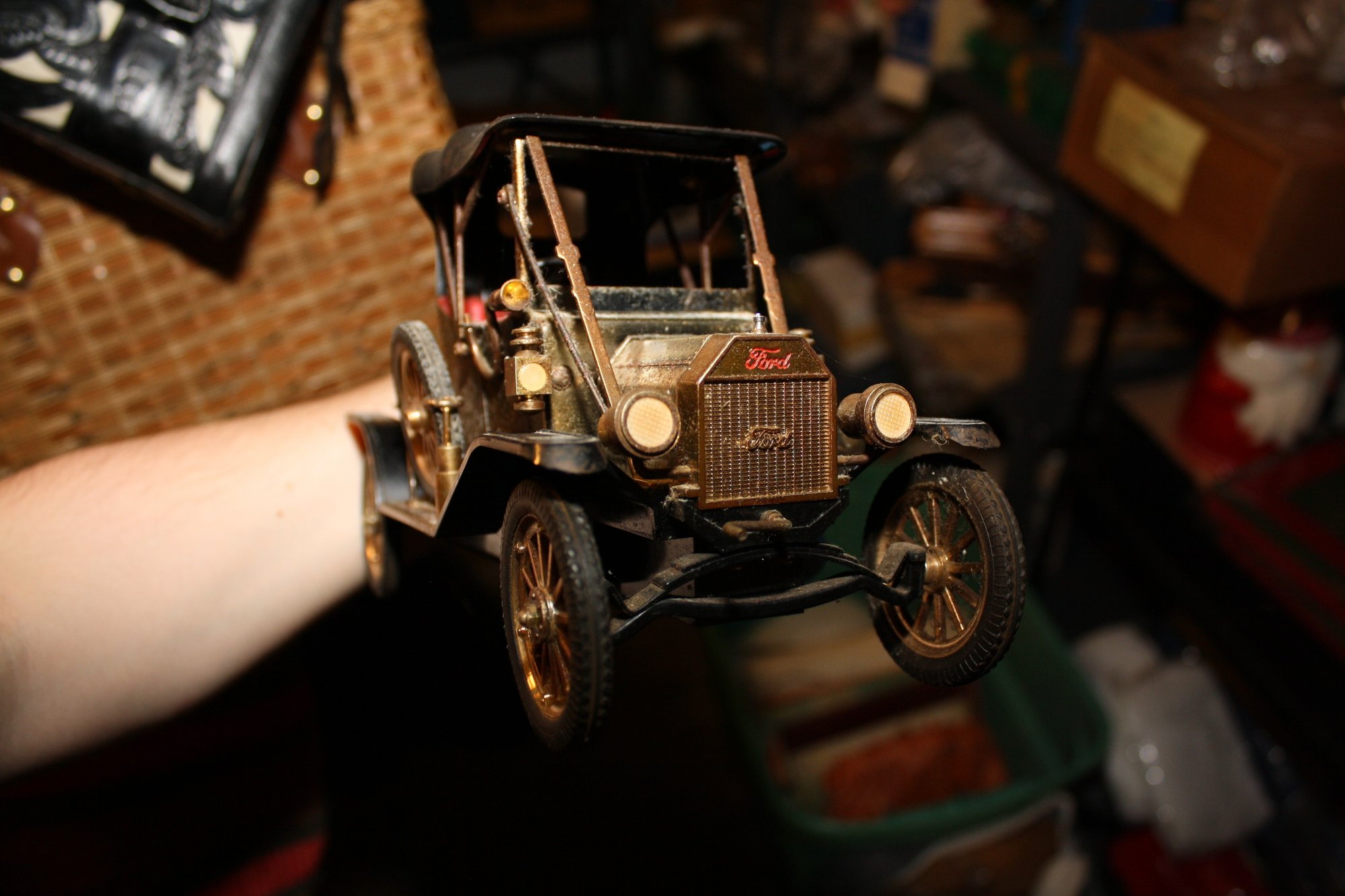 Vintage Ford Model T Toy Car #31287 | Auctionninja.com