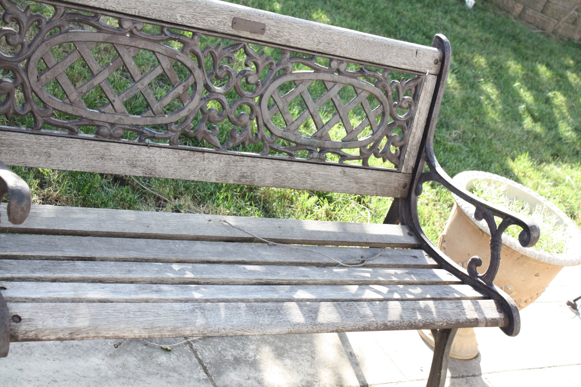 Berkeley Forge & Iron Garden Bench #29625 | Auctionninja.com