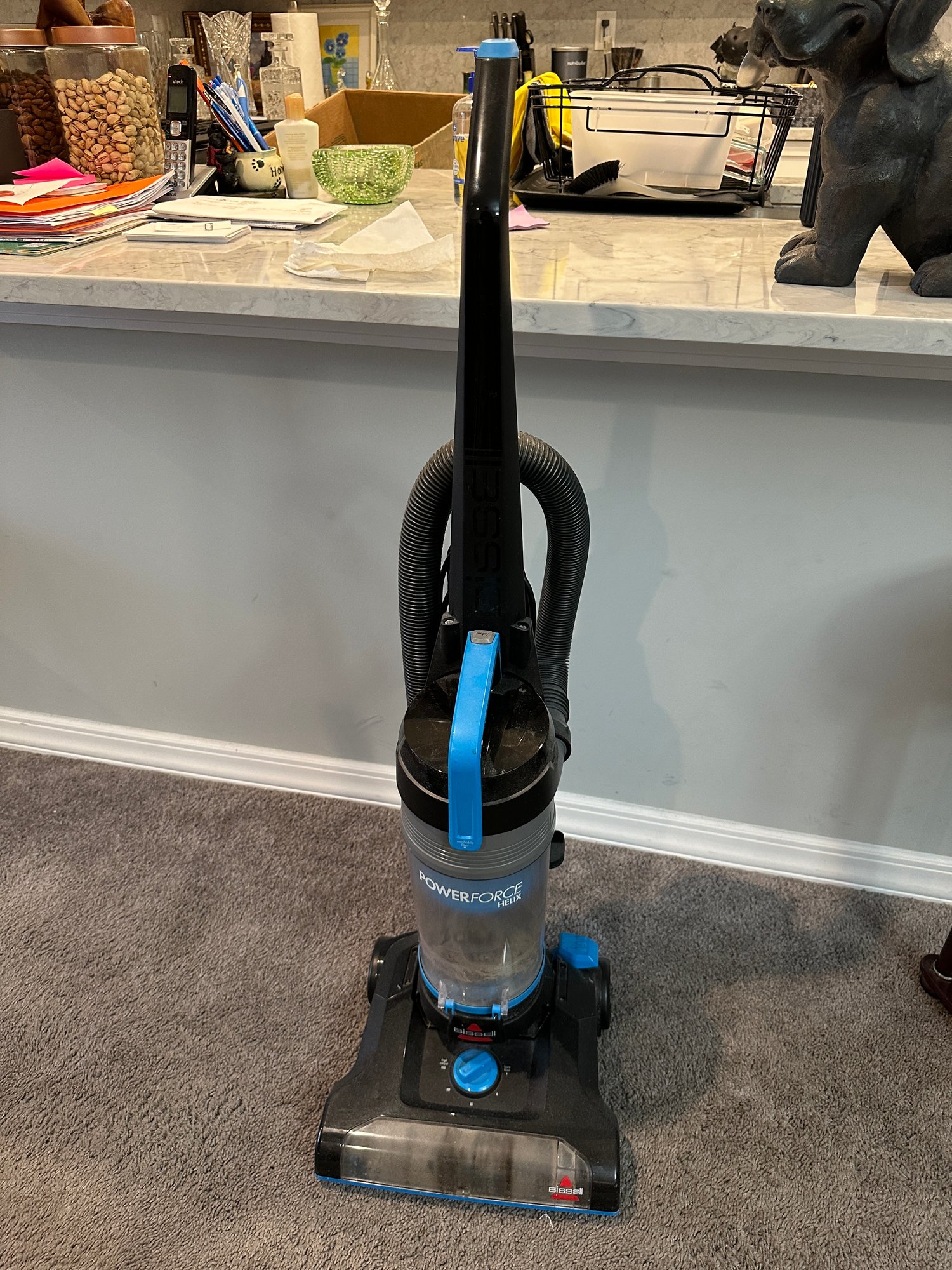 Bissell PowerForce Helix Vacuum #5989 | Auctionninja.com