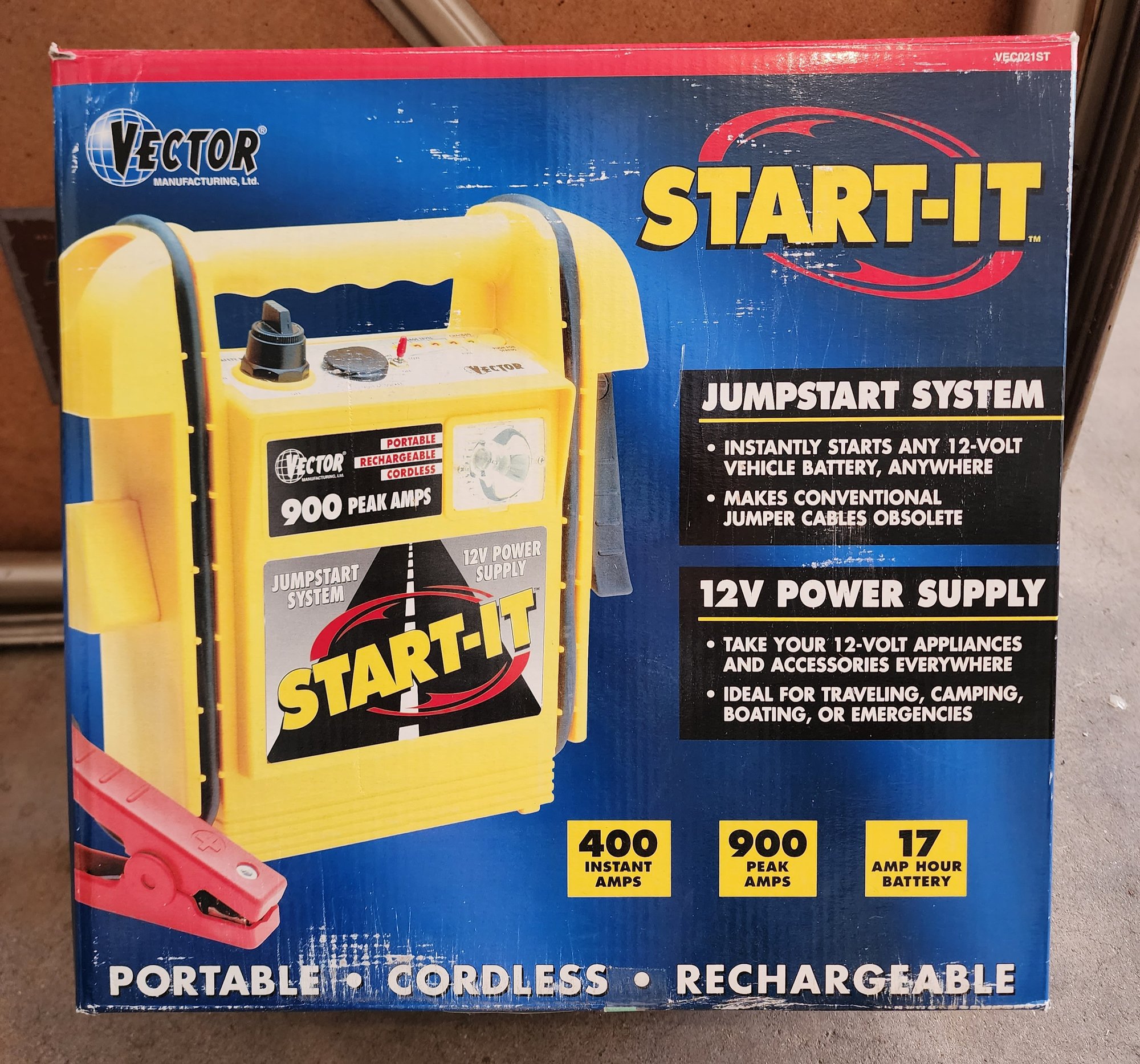 VECTOR 900 Watt Jump Start System #9094 | Auctionninja.com