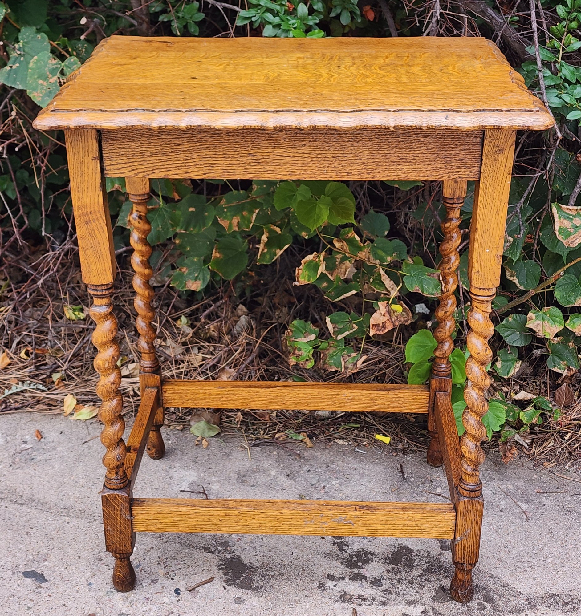 Antique Eduardian Barley Twist Parlor Side Table #20204 | Auctionninja.com