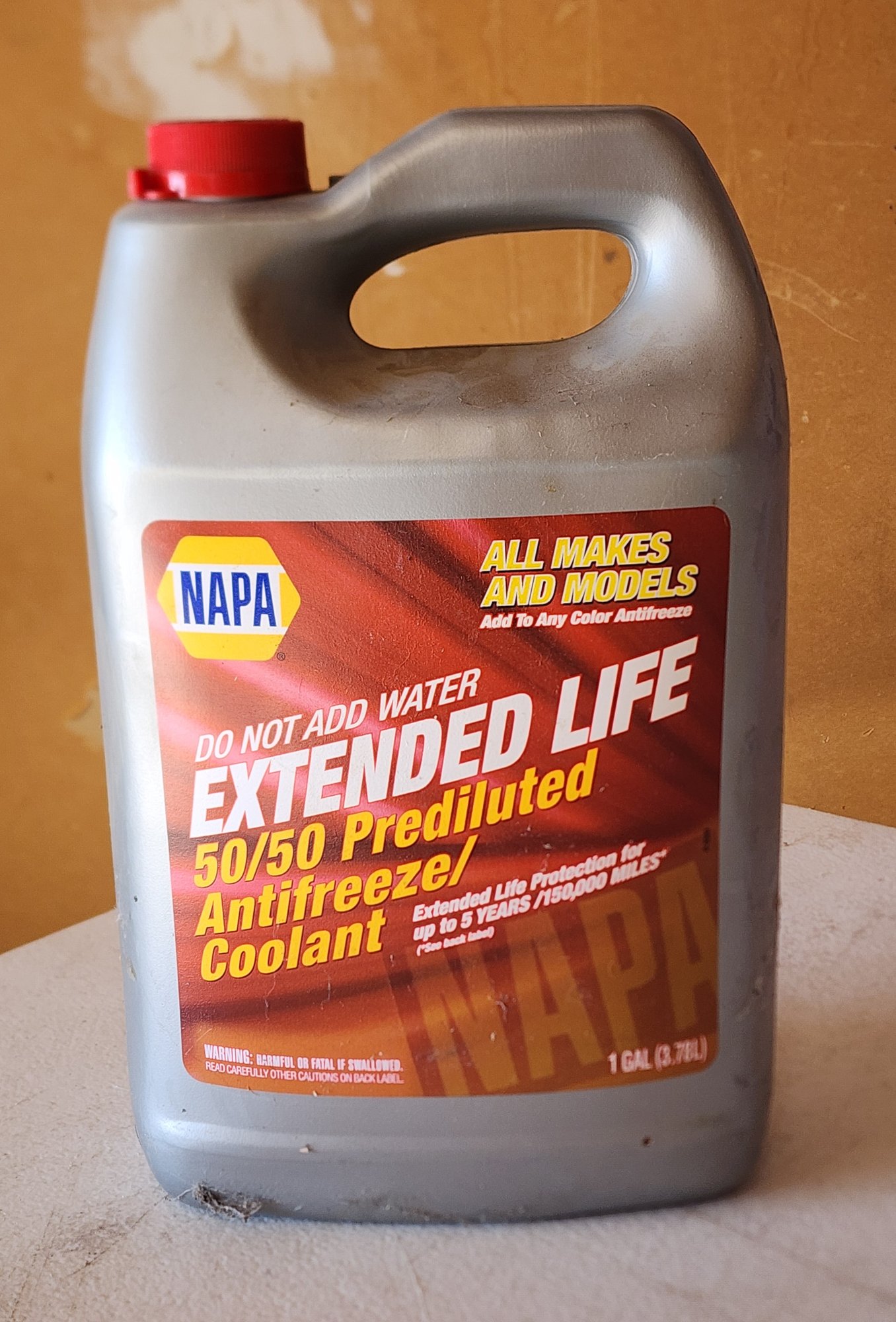 NAPA Extended Life Antifreeze Coolant Pre Diluted #22354 | Auctionninja.com