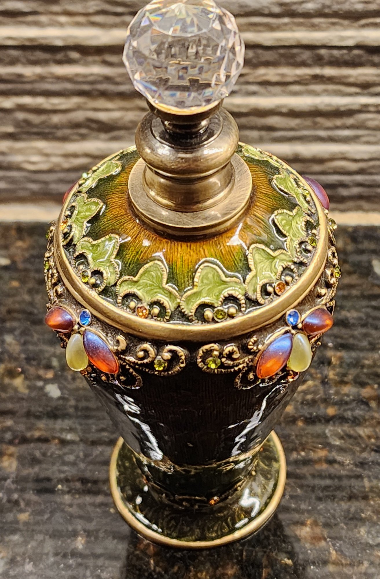 Ornate Perfume Bottle Selection With Screw On Top Dabber #22548 ...