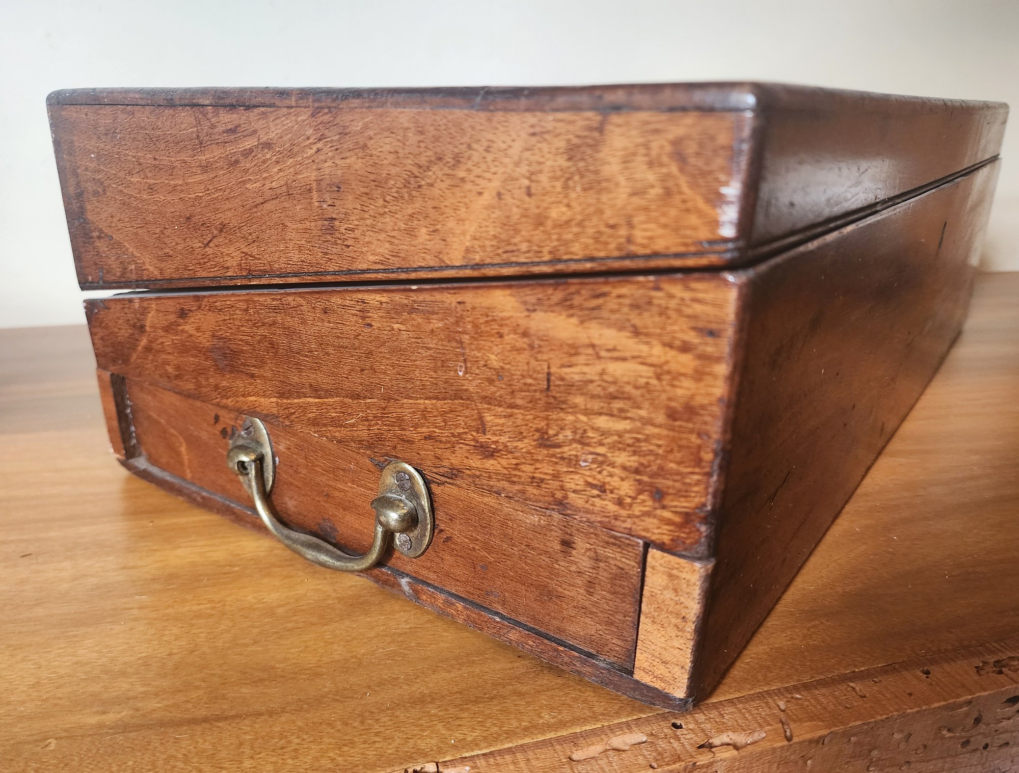 Vintage Large Storage Box With Handles #29342 | Auctionninja.com