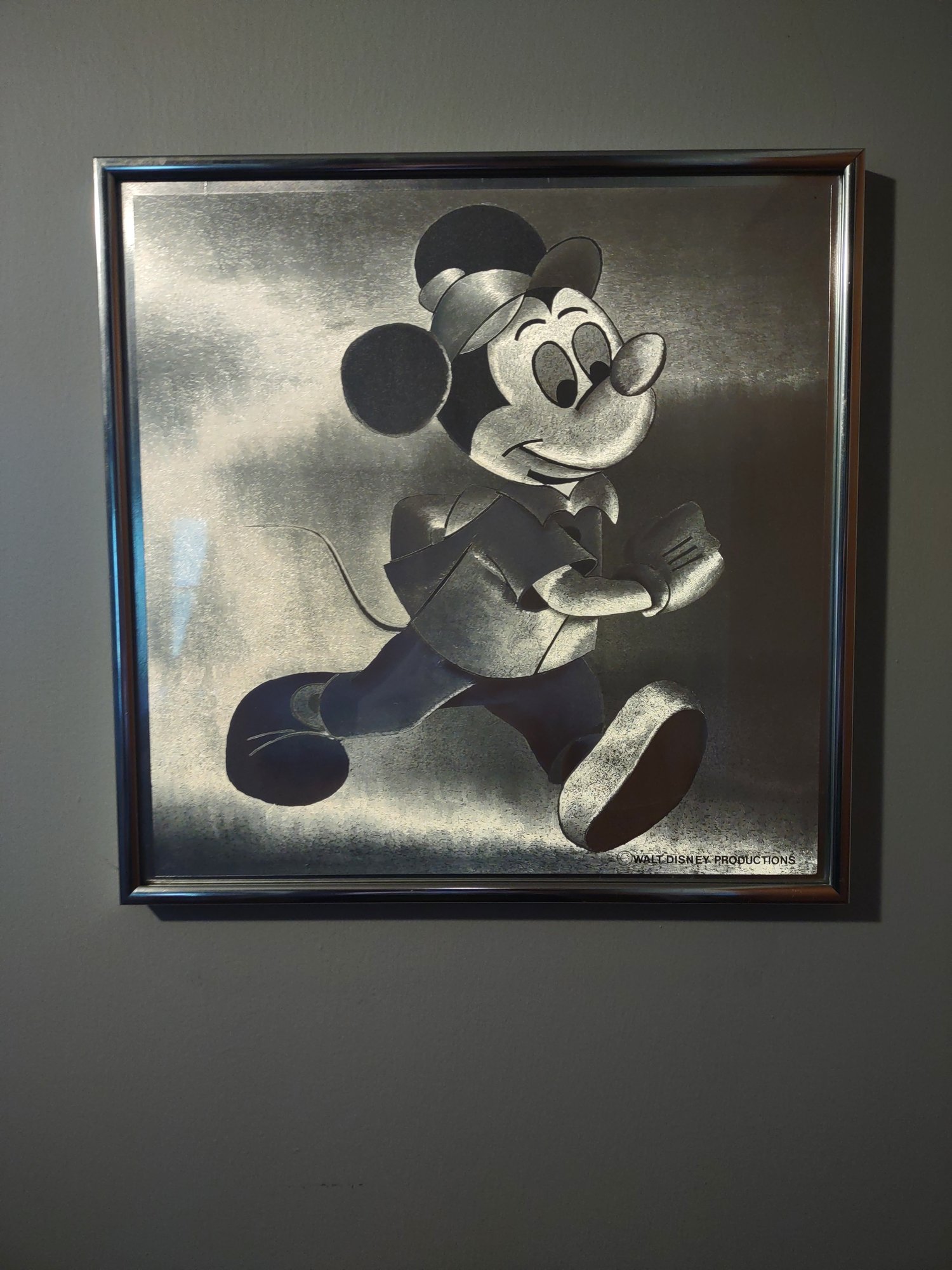 Vintage Walt Disney Mickey Mouse Wall Hanging #3833 | Auctionninja.com