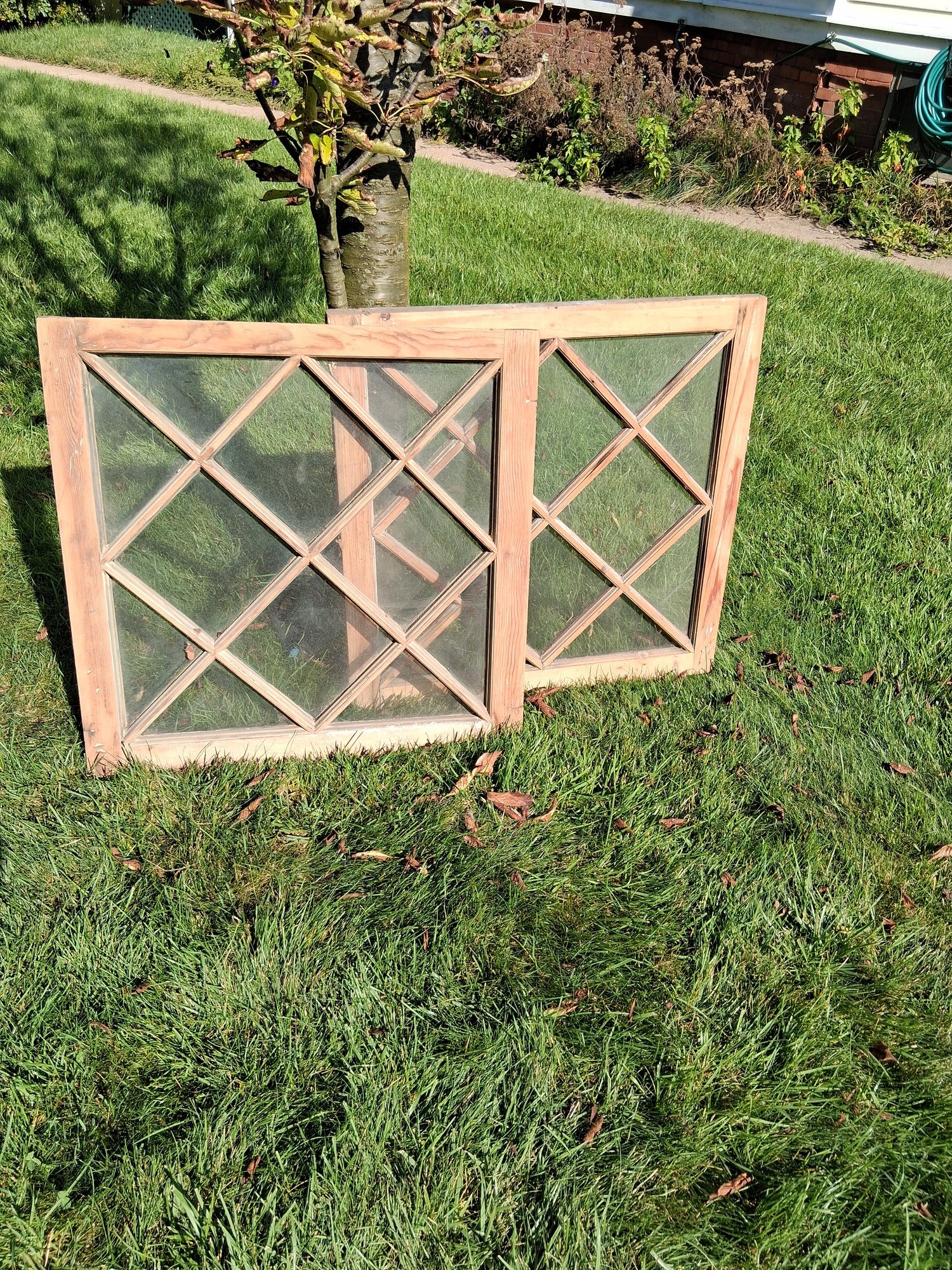 Antique Victorian House Windows Pair #6147 | Auctionninja.com