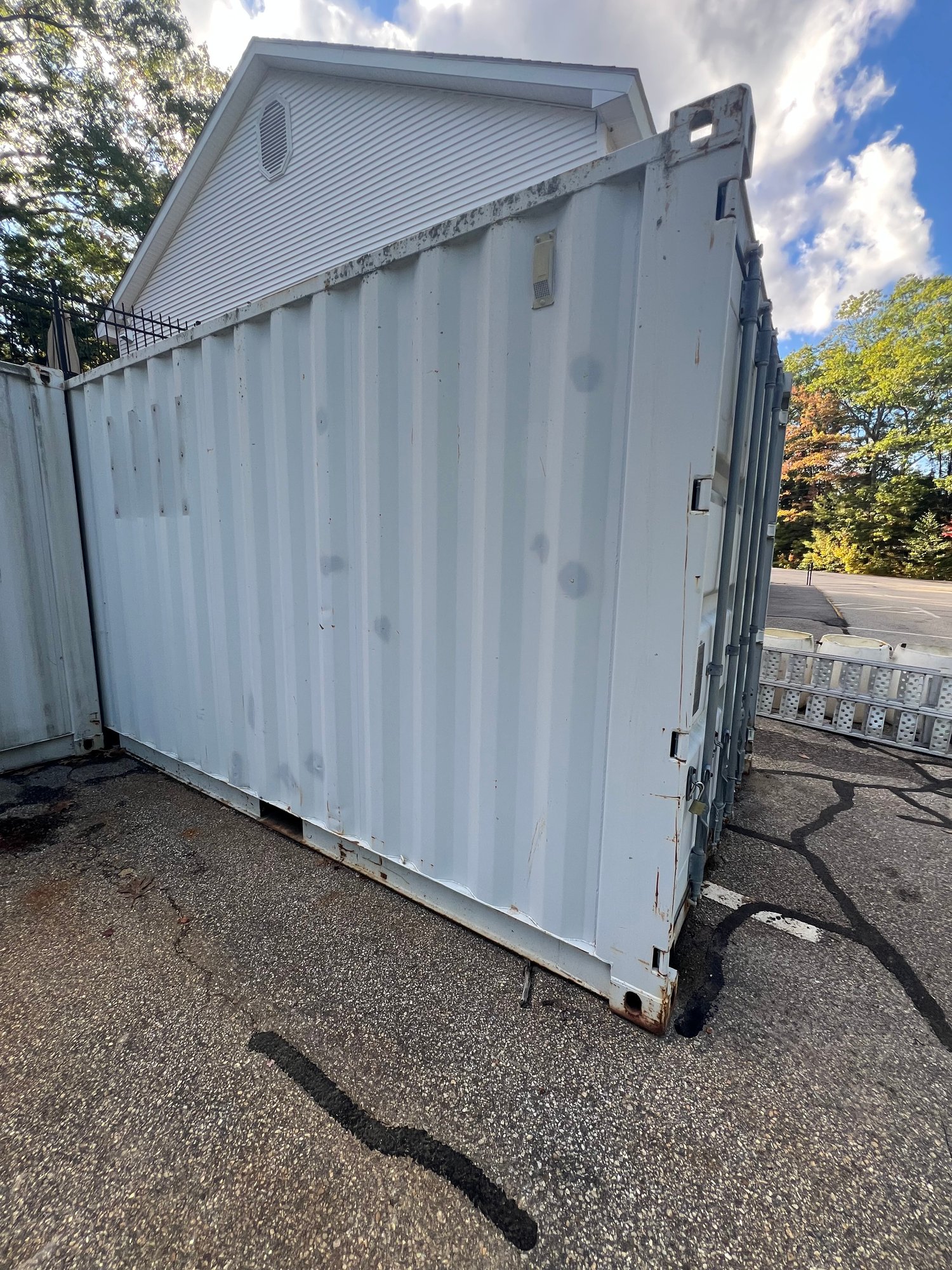 9 - 20' SHIPPING /STORAGE CONTAINER - GREAT SHAPE! $1 STARTING BID WITH ...