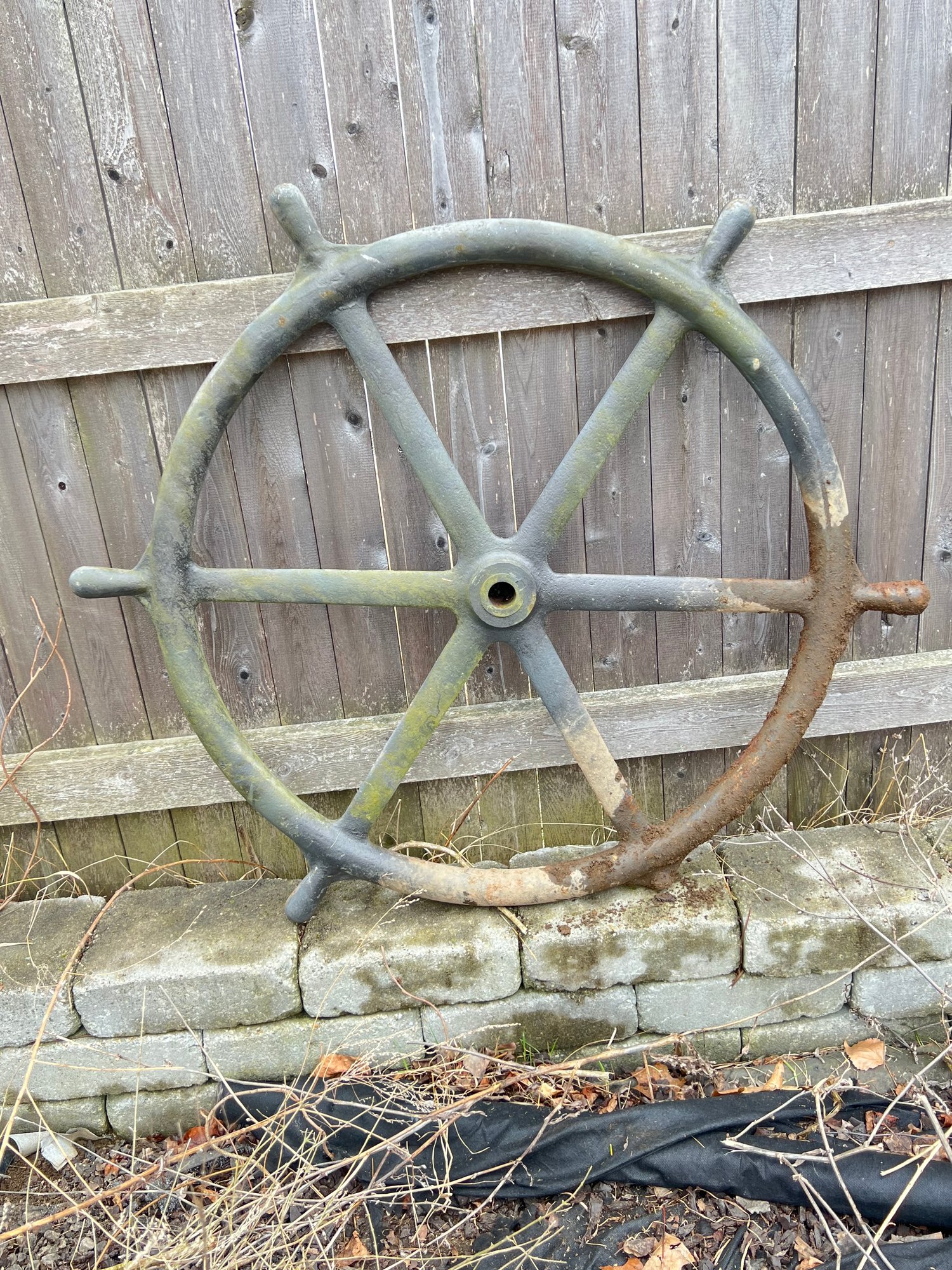 358 - HUGE! METAL SHIPS WHEEL? OR GEAR? SUPER COOL AND GREAT COLORS ...
