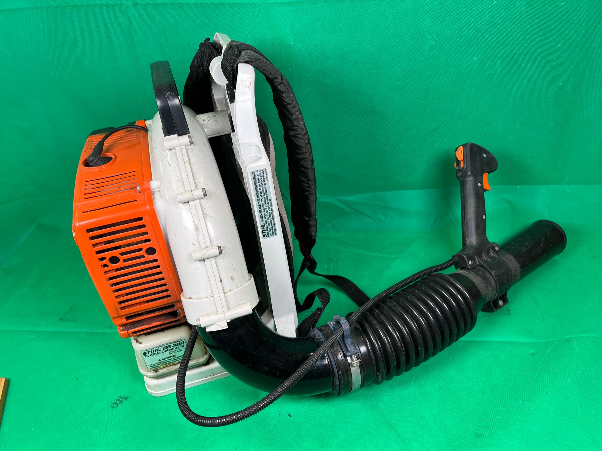 77 - STIHL CR380 BACKPACK BLOWER #23000 | Auctionninja.com