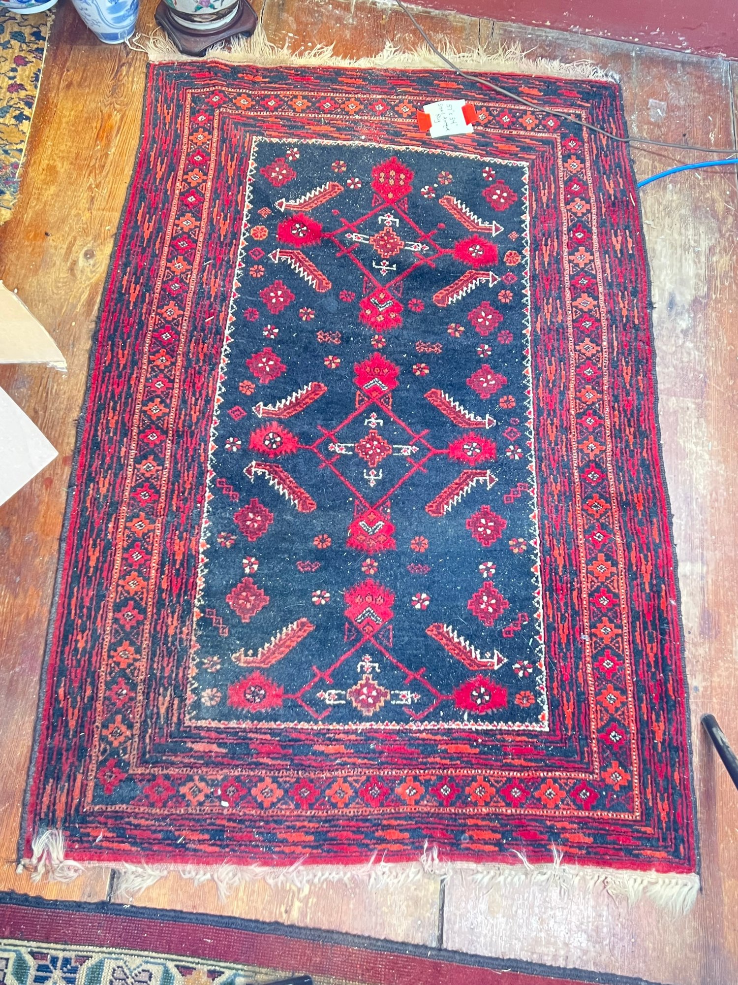 173 - SMALL ANTIQUE RUG, GREAT COLORS! #24569 | Auctionninja.com