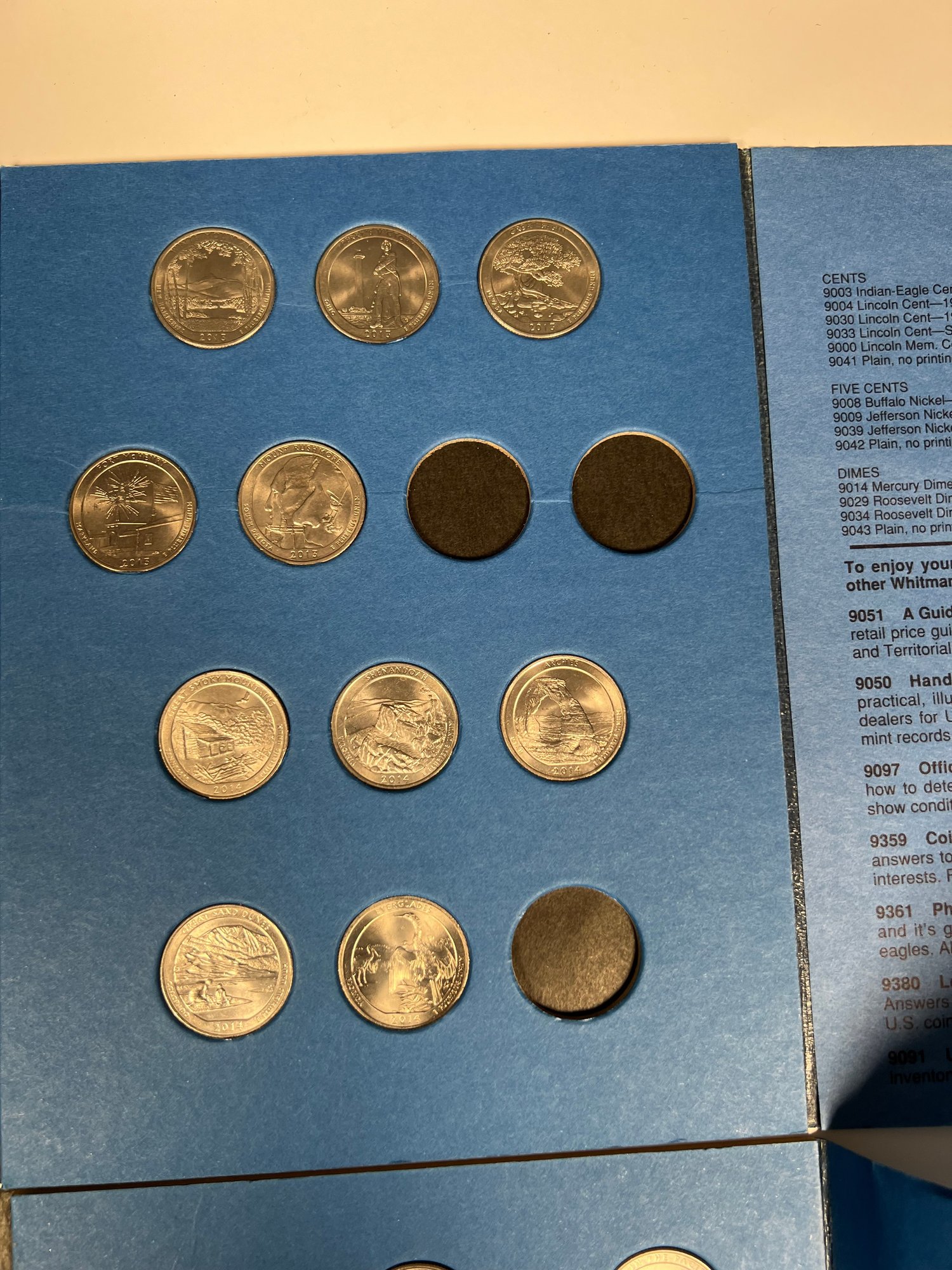 49 - WHITMAN FOLDERS WITH US QUARTERS #24849 | Auctionninja.com
