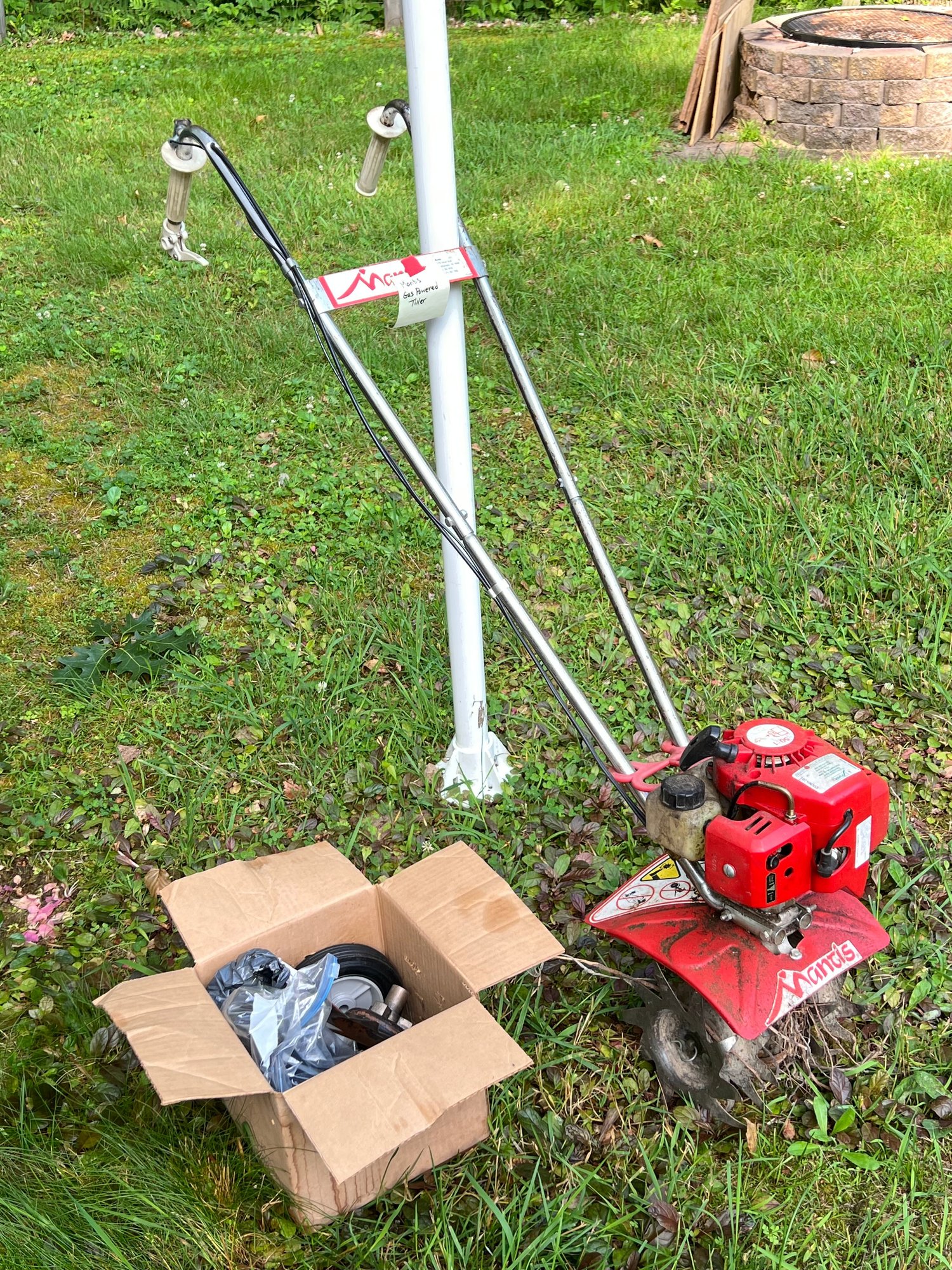 3 - MANTIS TILLER WITH EXTRAS #26341 | Auctionninja.com