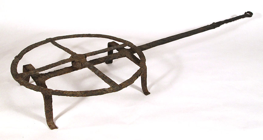 ANTIQUE WROUGHT IRON ROTATING GRILL OR GRIDDLE, NEW ENGLAND, 18TH ...