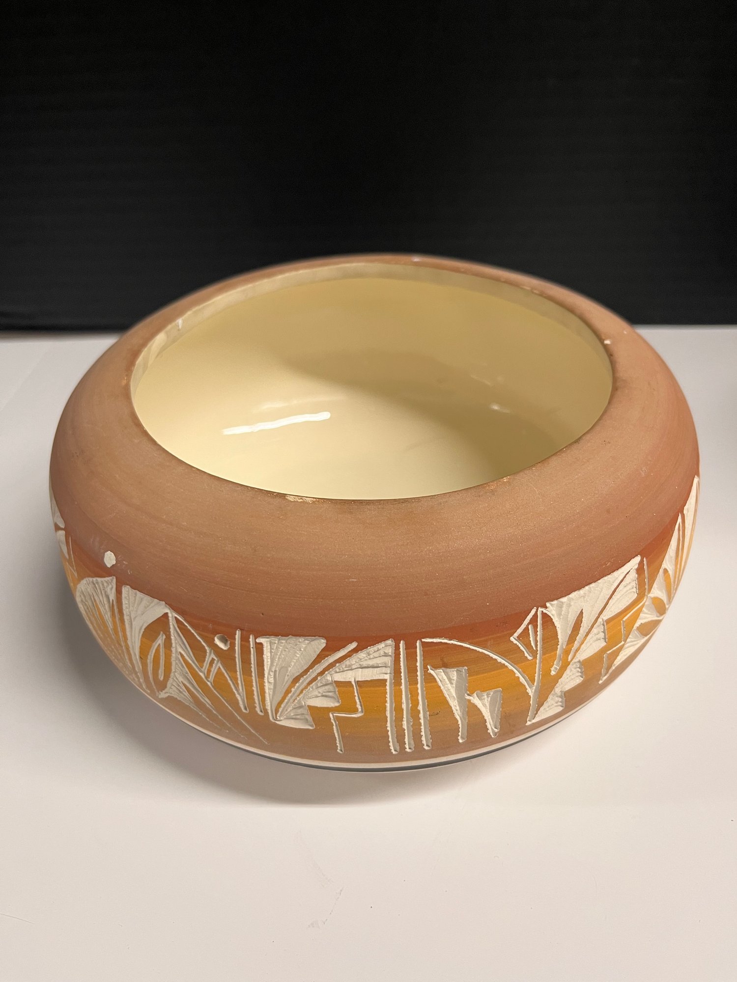 Native American Navajo Style Ceramic Squat Bowl Signed Kanuho #2615 ...