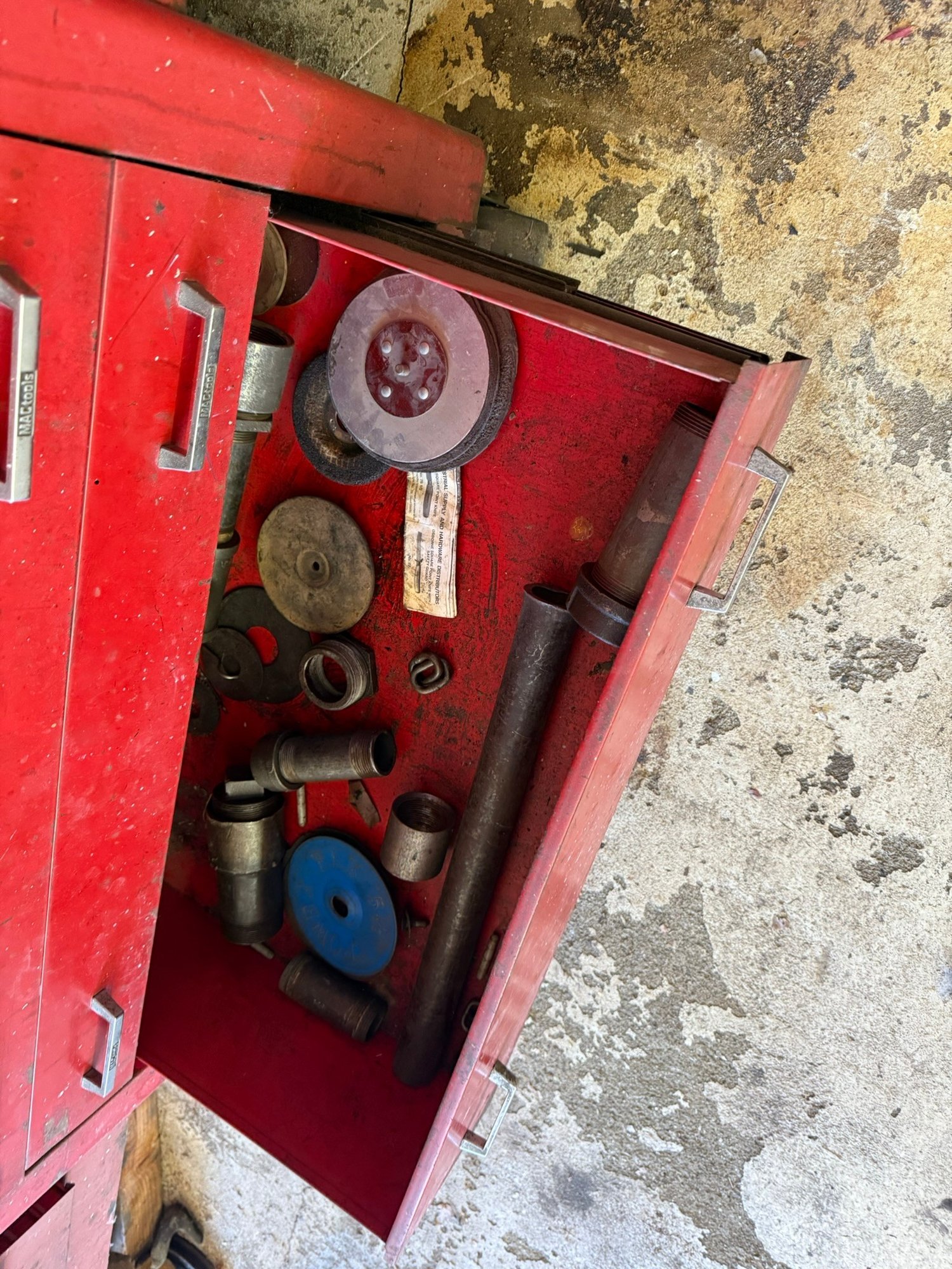 Large Tool Box #16840 | Auctionninja.com