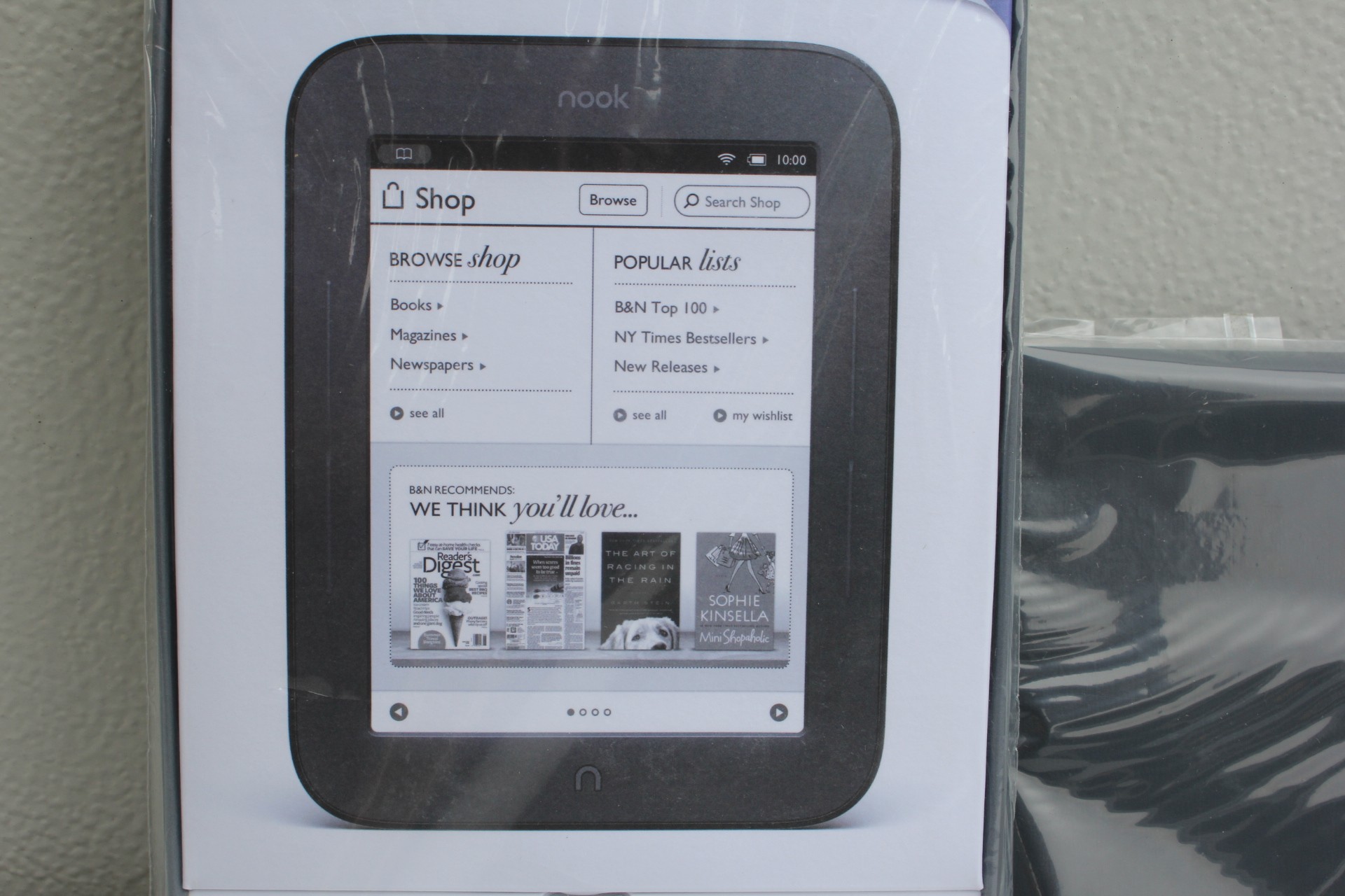 Nook With Case (96) #11900 | Auctionninja.com