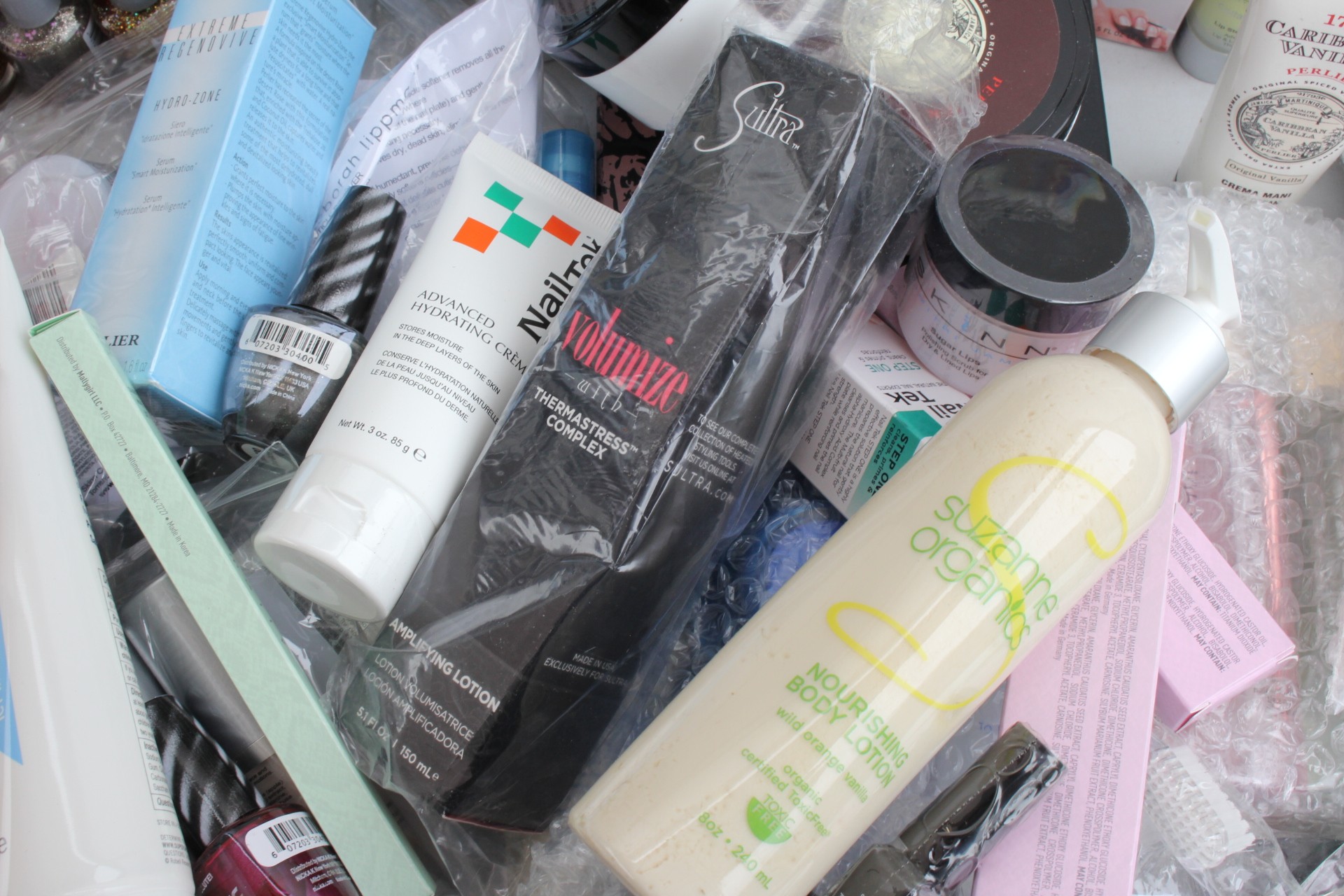 Assorted Expired Cosmetics (131) #11936 | Auctionninja.com