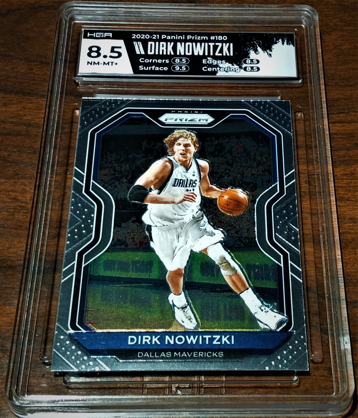Dirk Nowitski: HGA Near Mint/Mint Plus "8.5" #3056 | Auctionninja.com
