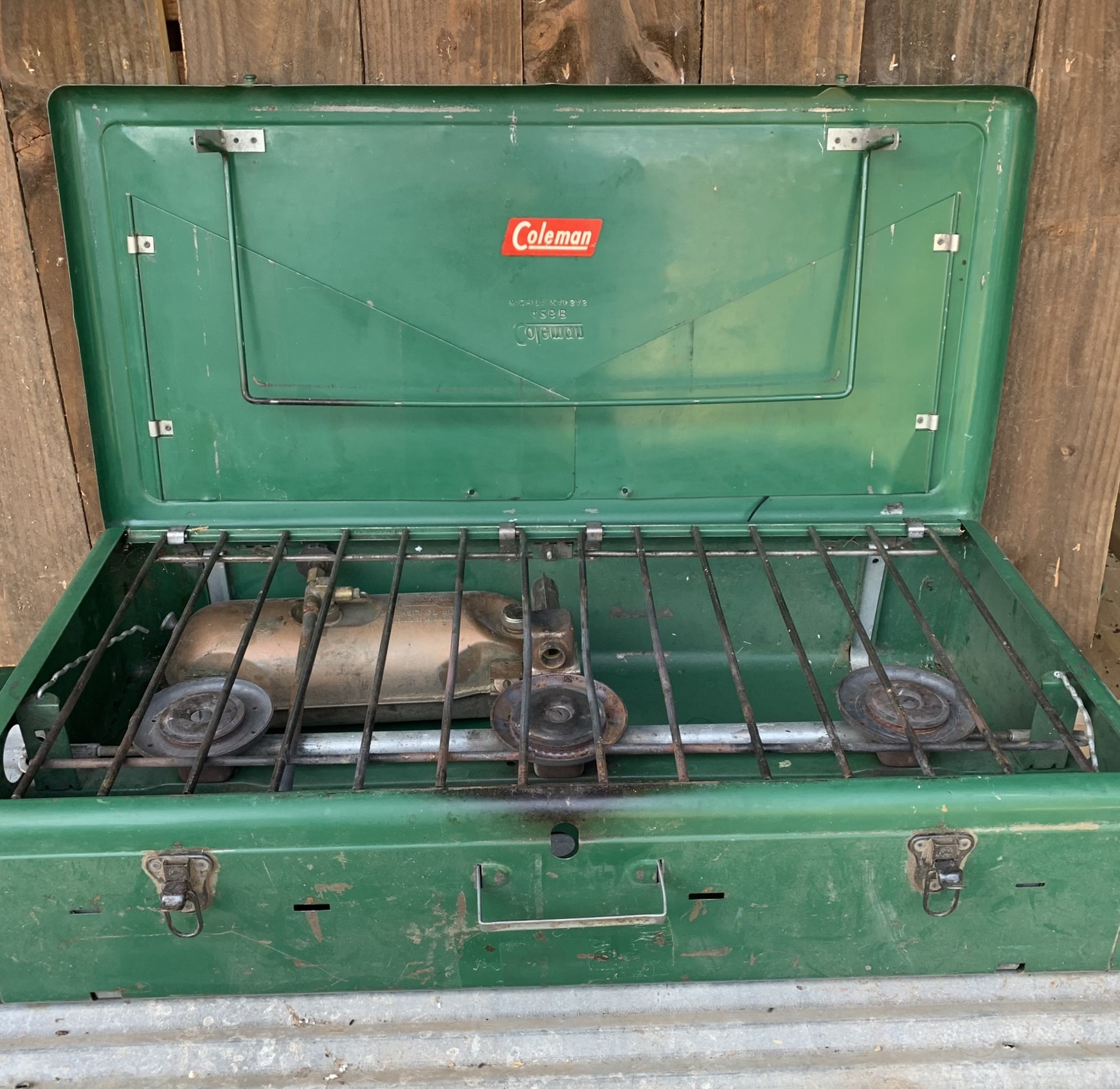 Vintage Coleman, 426B Camp Stove #3285 | Auctionninja.com