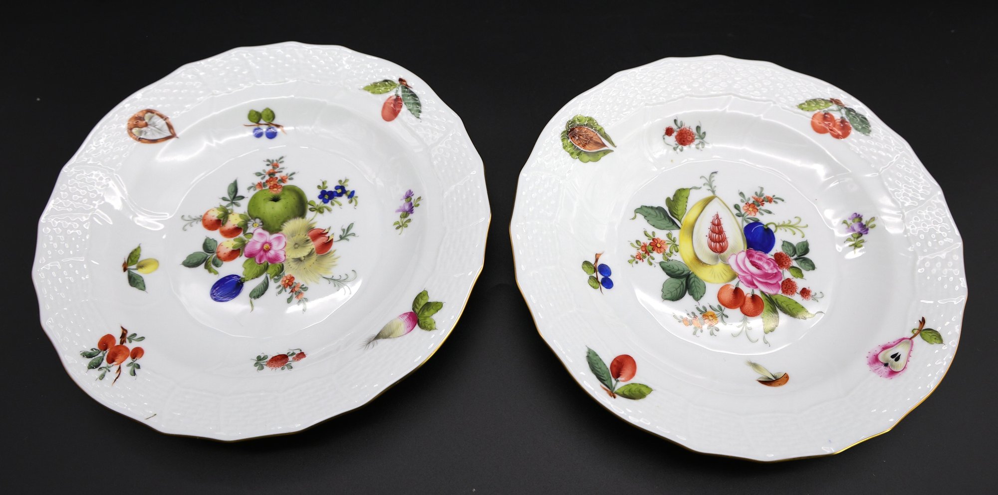 Herend 'Fruits & Flowers' Pattern - Shippable #18838 | Auctionninja.com