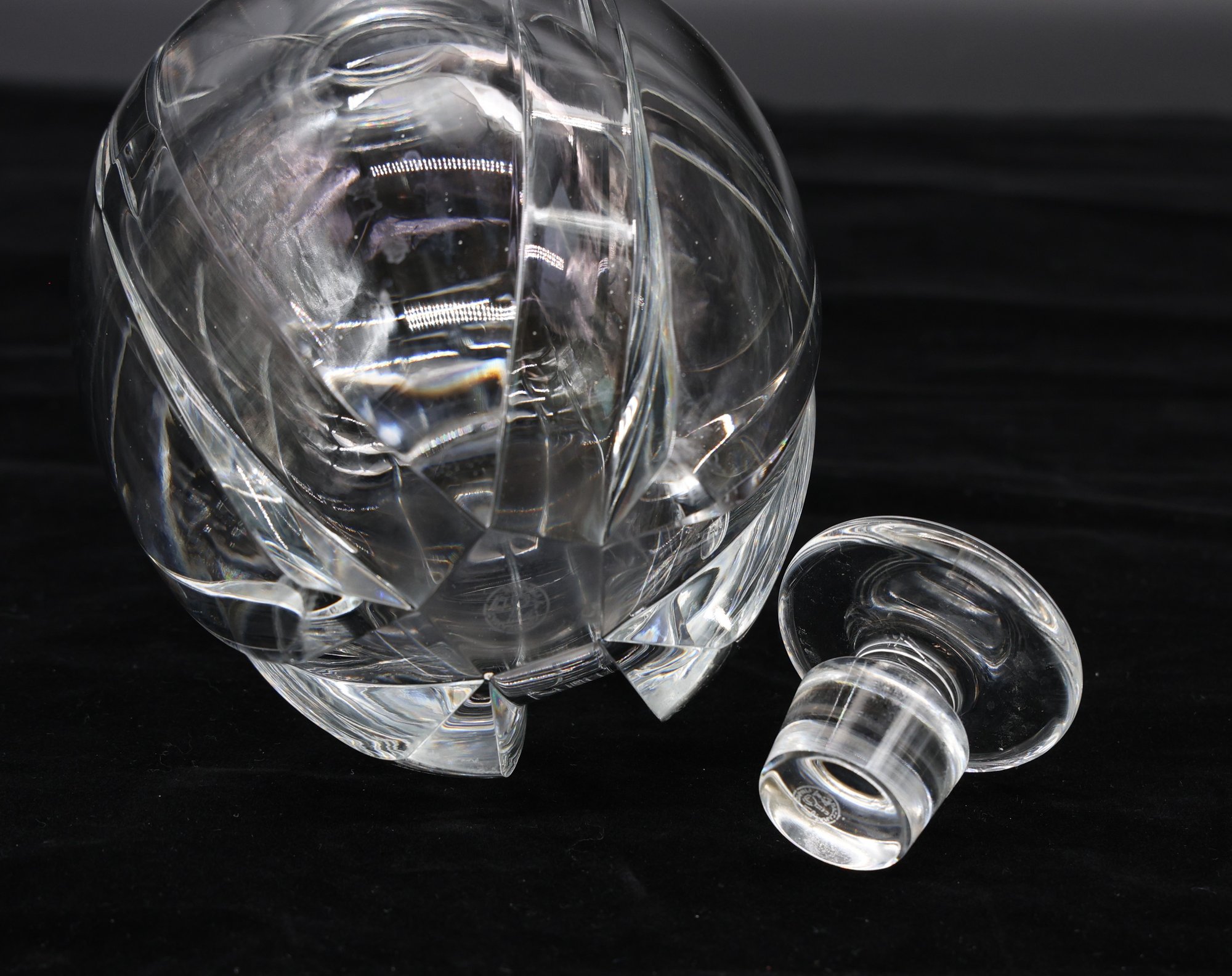 "Neptune" Crystal Whiskey Decanter By Baccarat- Shippable #18855 ...