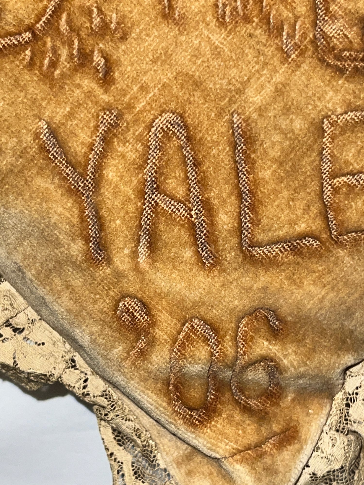 Yale University 1906 Pillow - Shippable #19797 | Auctionninja.com