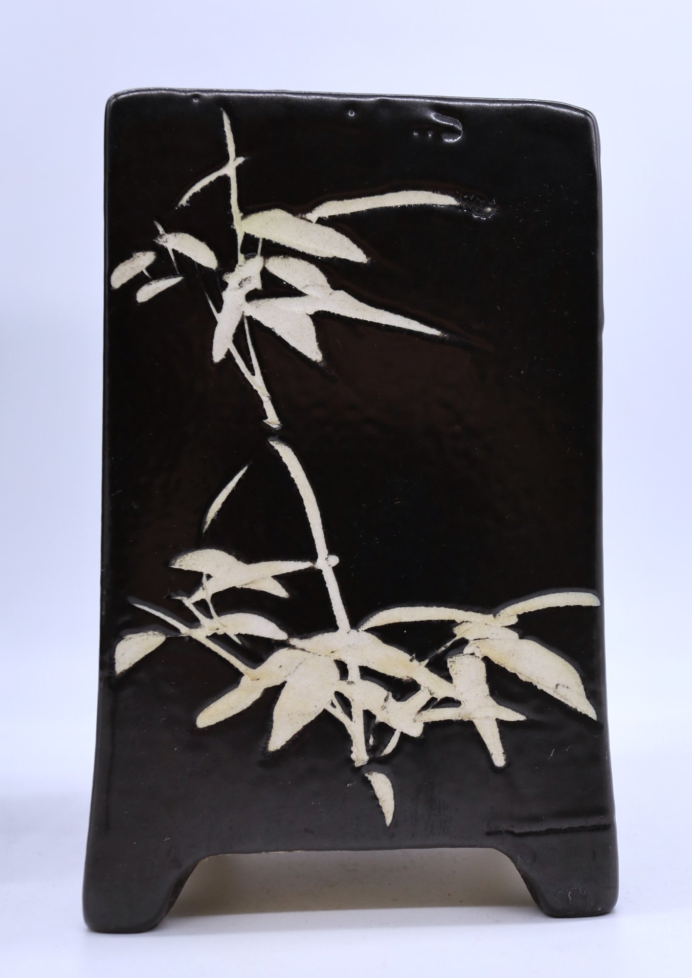 Vintage Chinese Ironware Planter And Undertray #16705 | Auctionninja.com